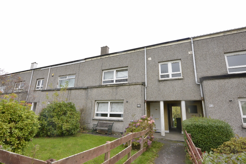 3 bedroom terraced house for sale in Penilee Terrace, Glasgow, G52 4BU