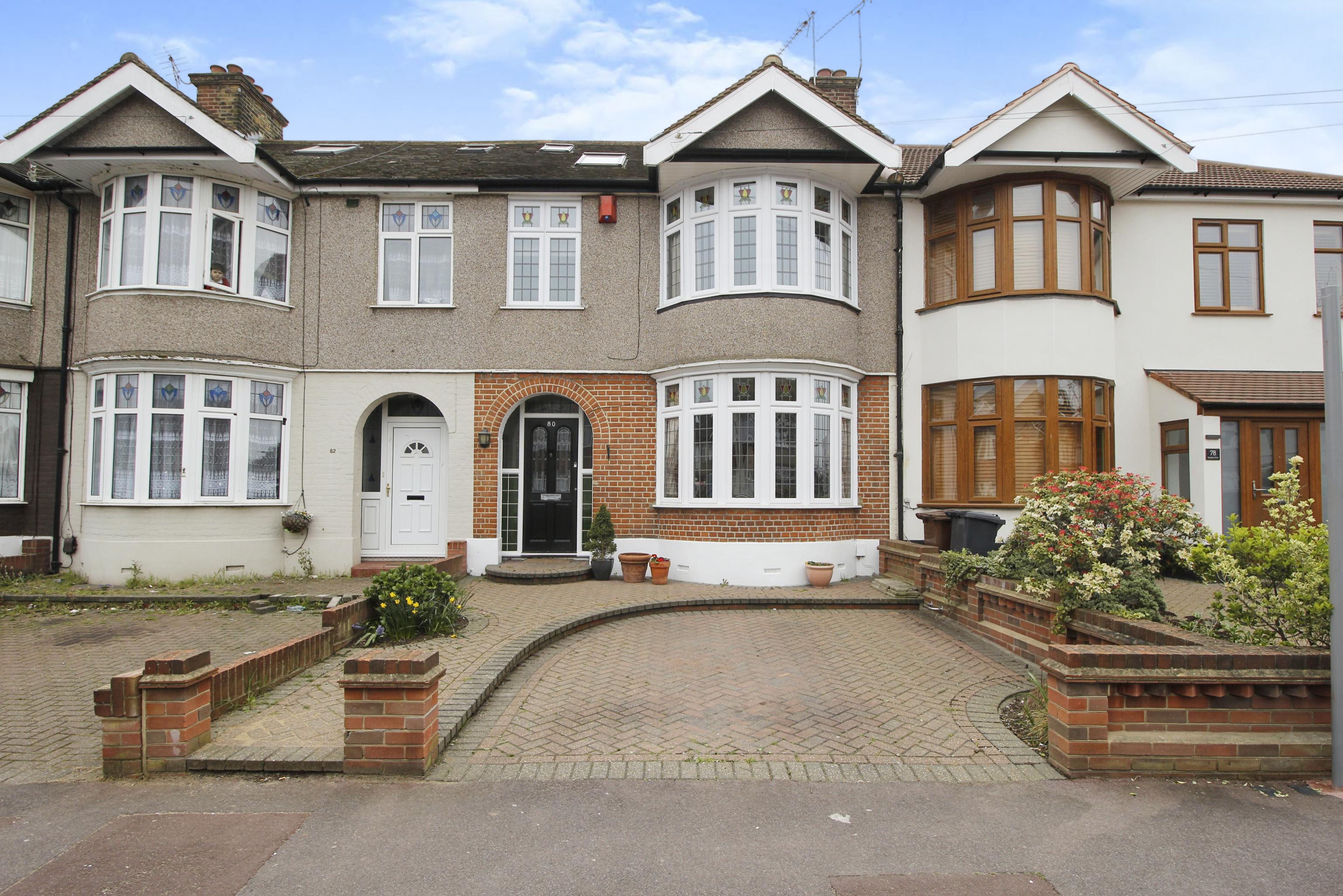 4 bedroom terraced house for sale in Stratton Drive, Barking, IG11 9HD