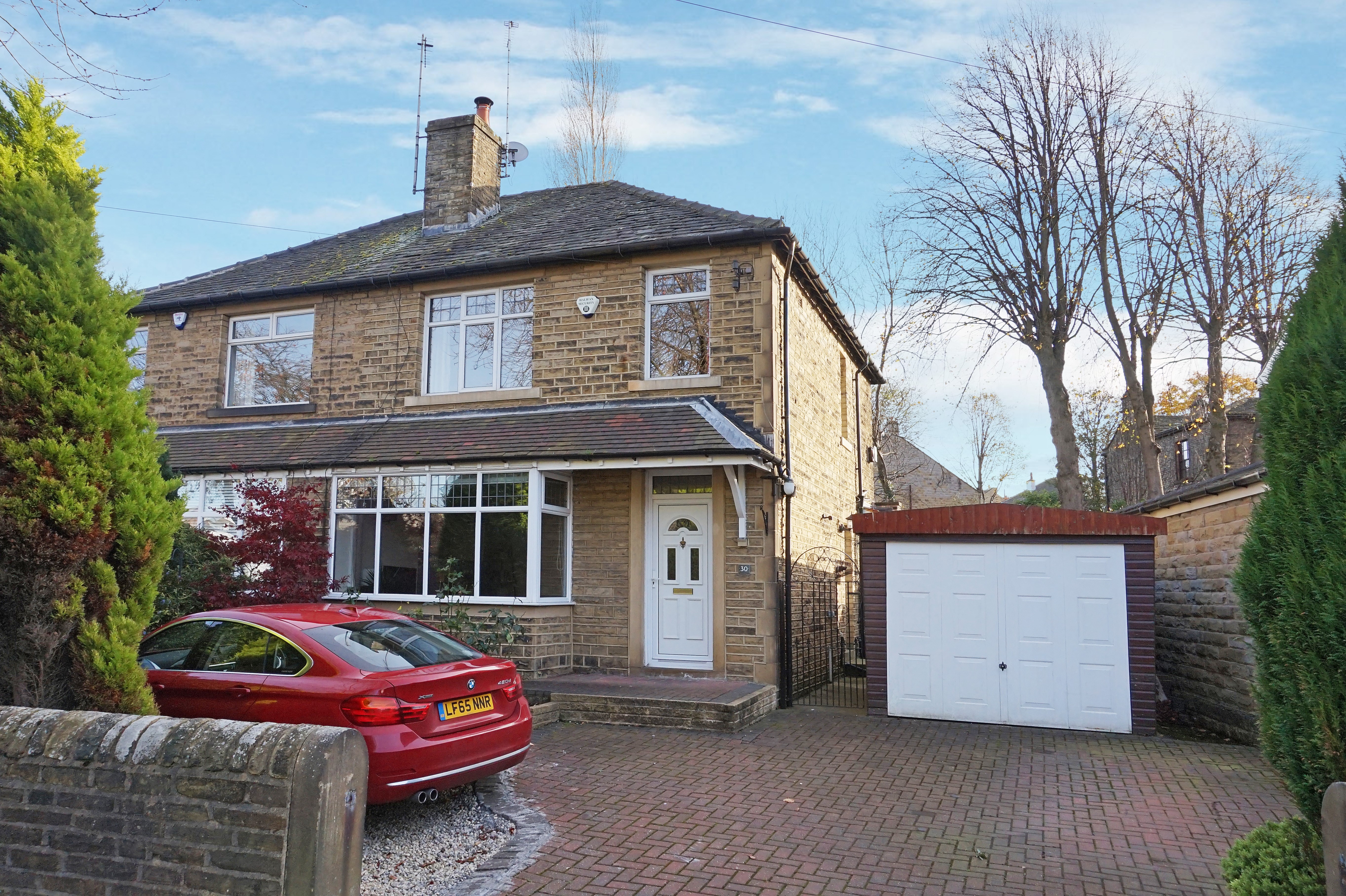 3 bedroom semi-detached house for sale in Granny Hall Lane, Hove Edge ...