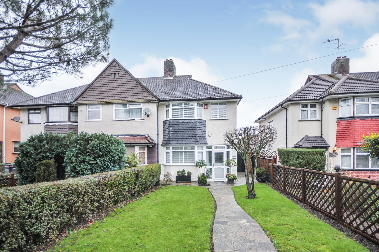 3 bedroom end of terrace house for sale in Whitefoot Lane, Bromley, BR1 5SF