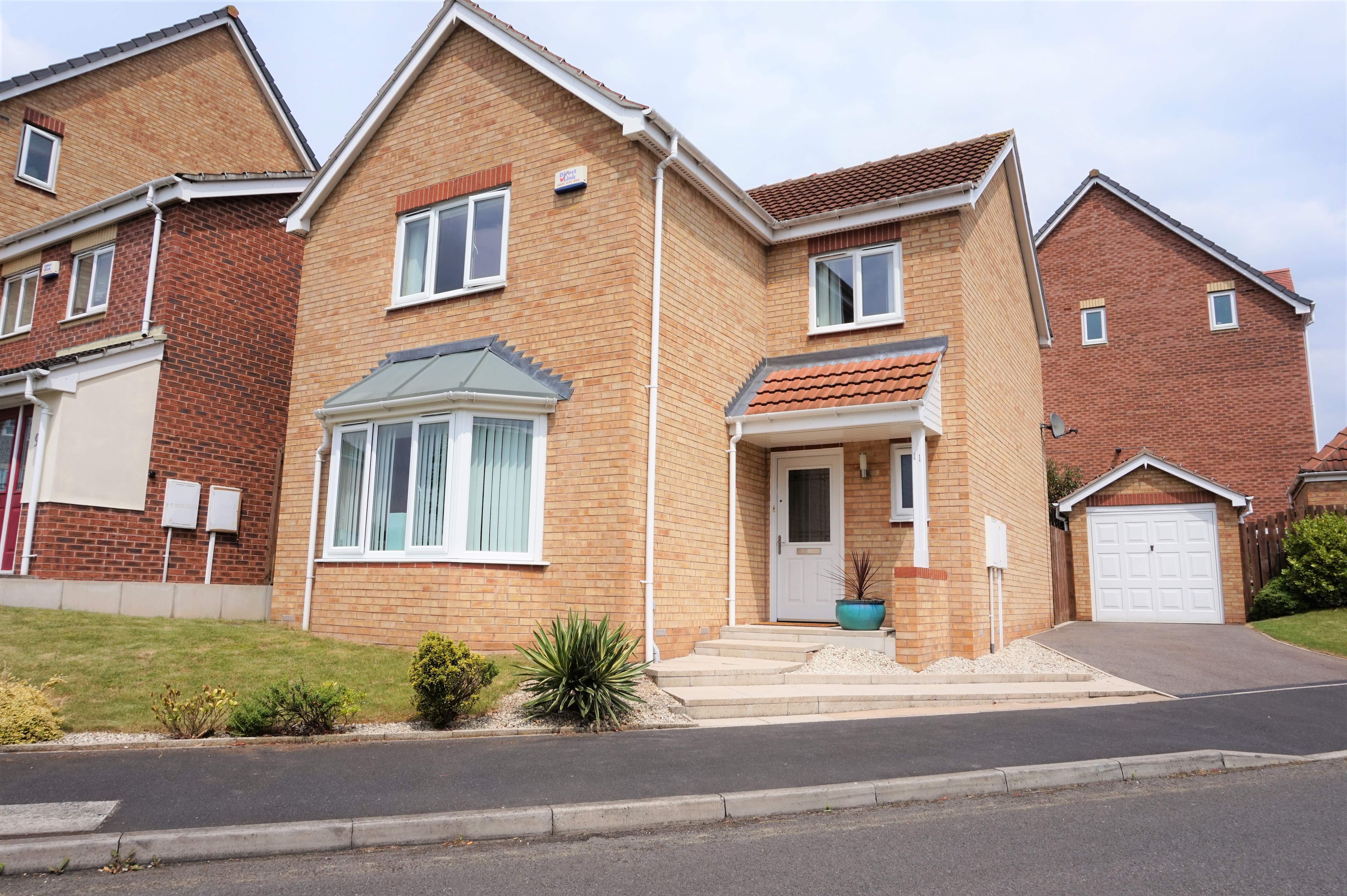 4 bedroom detached house for sale in College Way, Bilborough, NG8 4JH