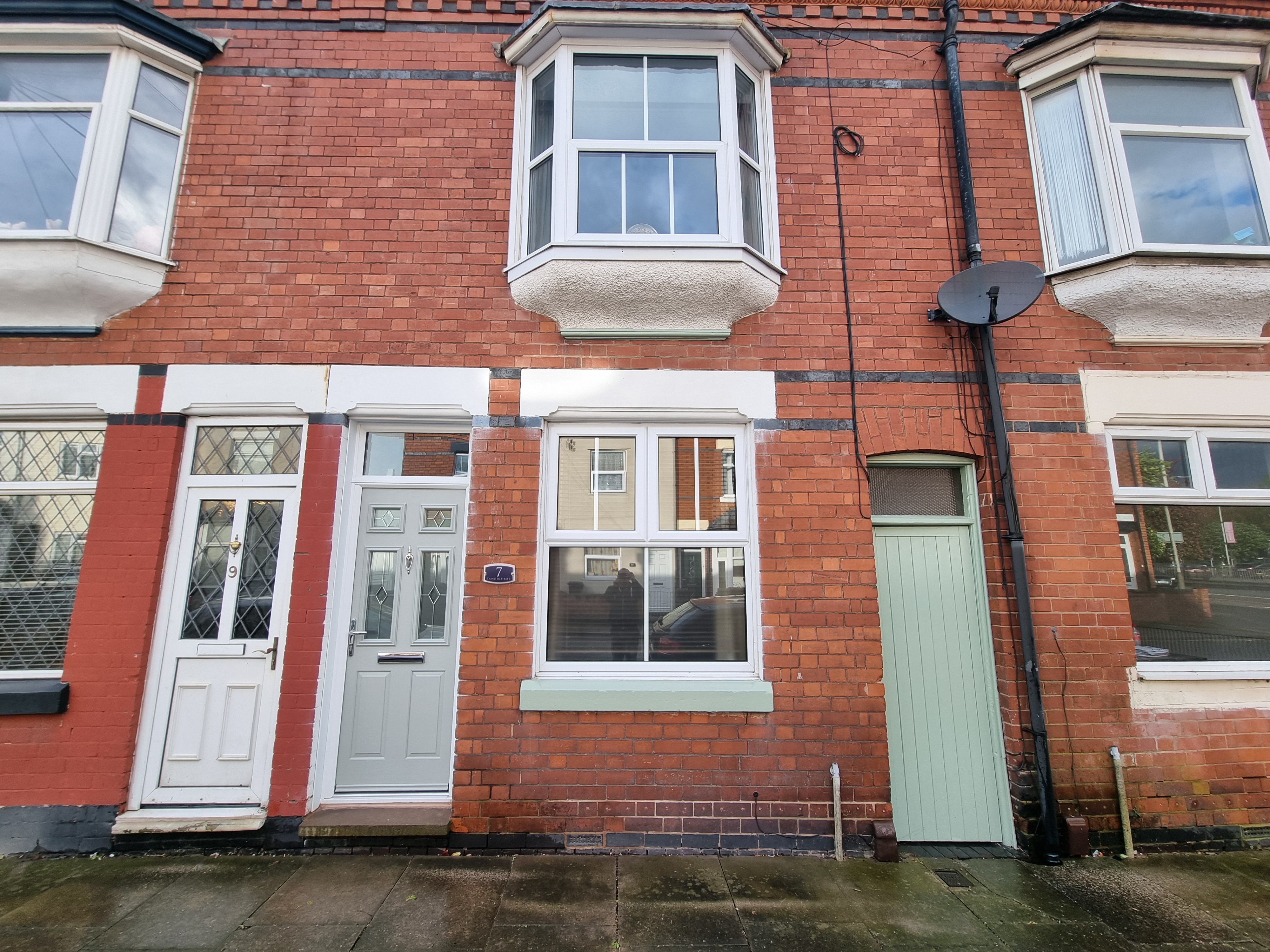 2 bedroom terraced house for sale in Dunster Street, Leicester, LE3 0SE