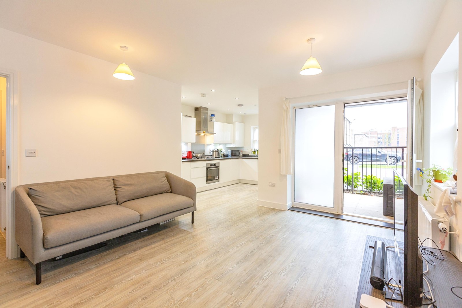 1 bedroom ground floor flat for sale in 2 Tulett Avenue, London, N20 0FF