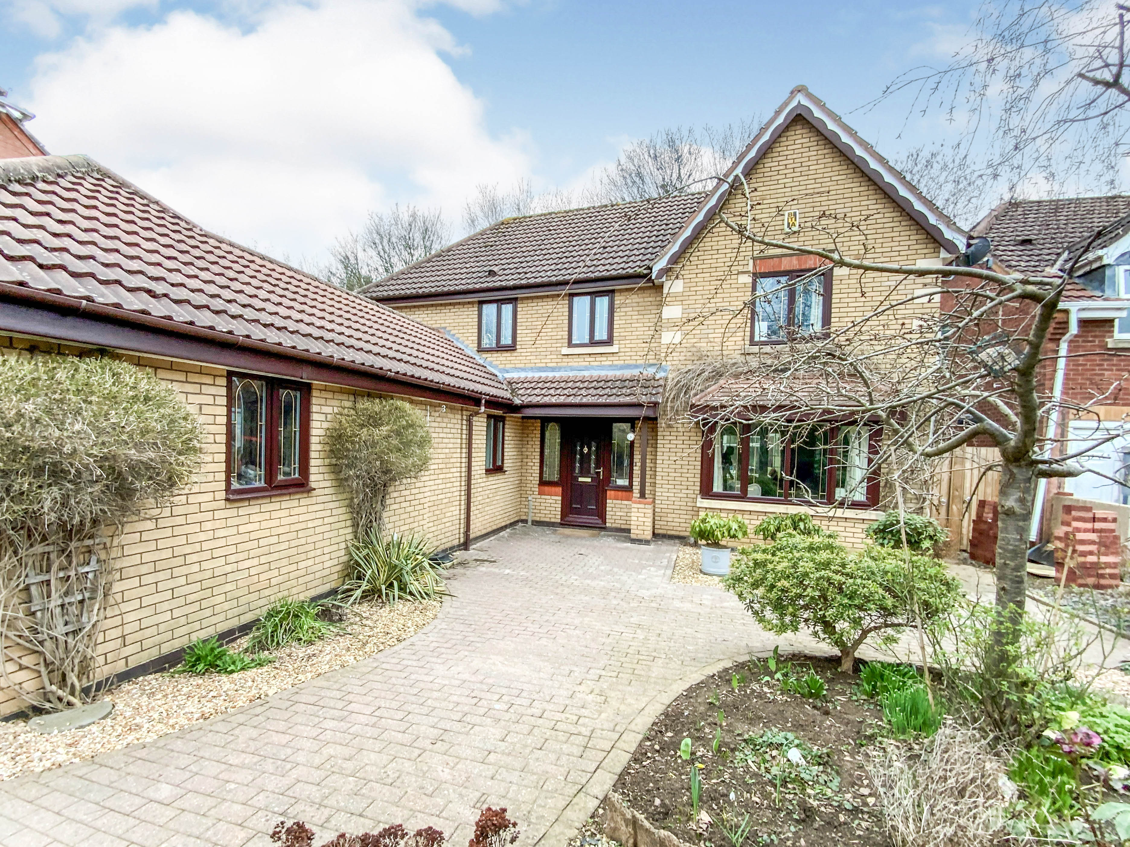 5 bedroom detached house for sale in Osprey Drive, Welton Lodge Park ...