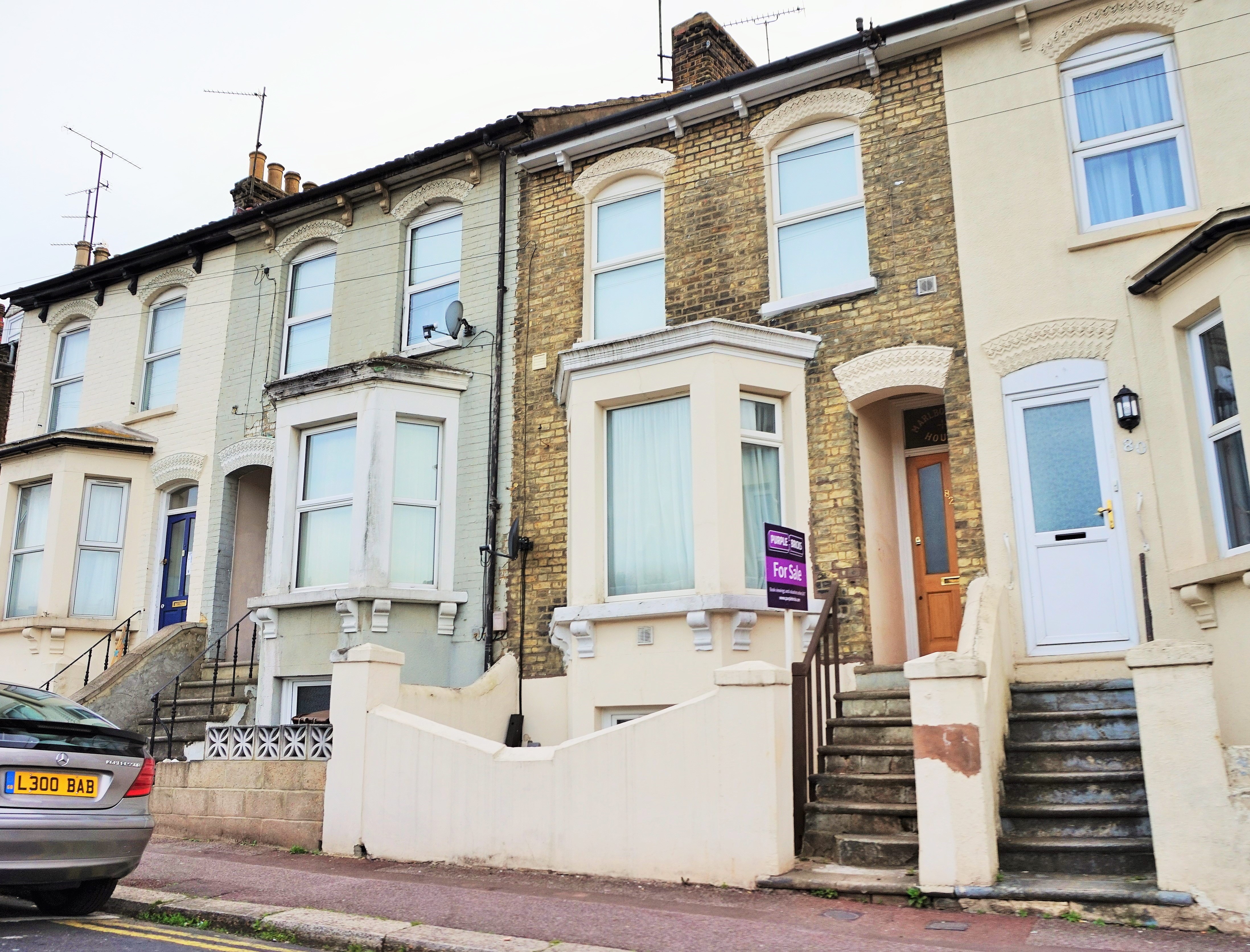 4 bedroom terraced house for sale in Rochester Street, Chatham, ME4 6RR