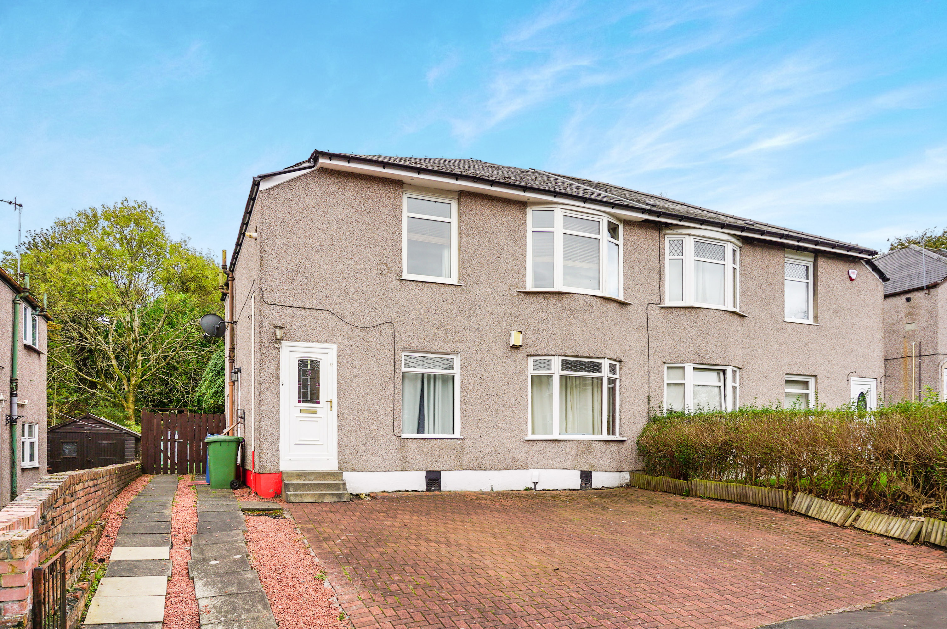 3 bedroom flat for sale in Kingsbridge Drive, Glasgow, G44 4JS