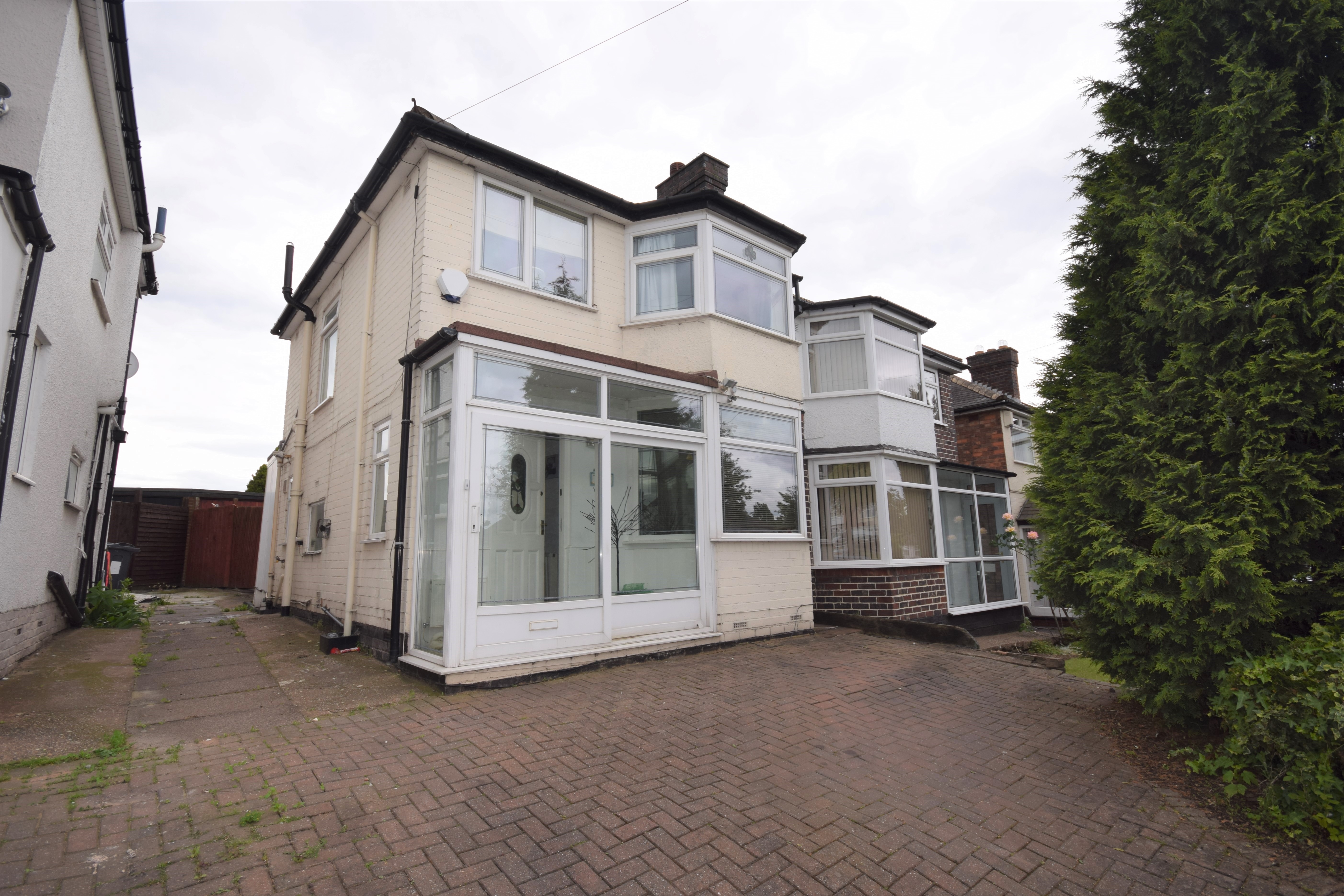 3 bedroom semi-detached house for sale in Fairholme Road, Birmingham ...