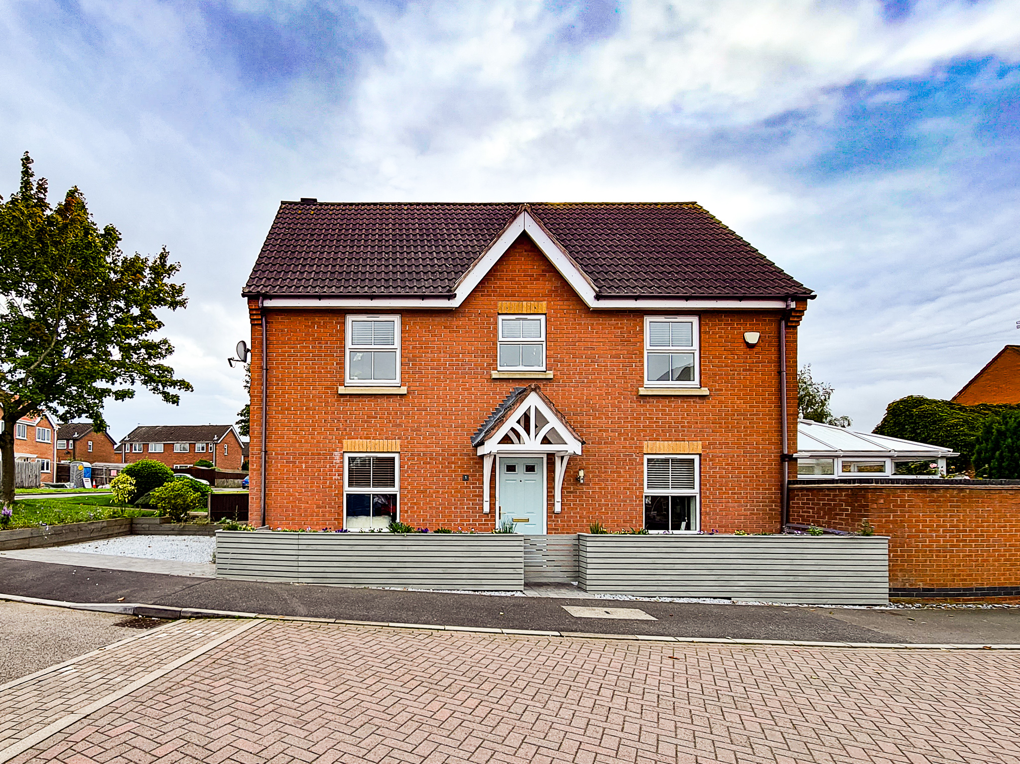 4 bedroom detached house for sale in Netherley Court, Hinckley, LE10 0RN