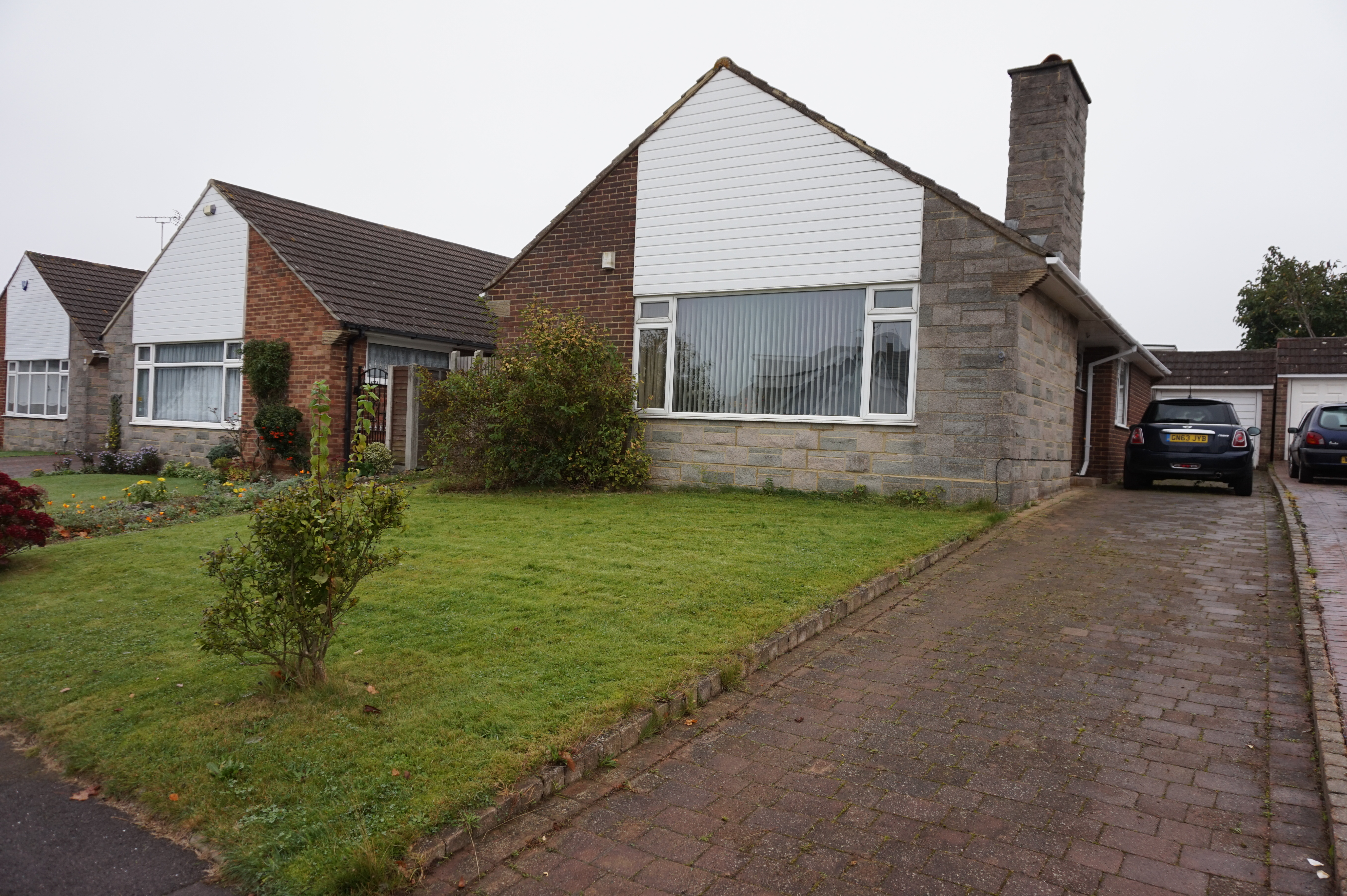 2 bedroom detached bungalow for sale in Howard Drive, Maidstone, ME16 0QG