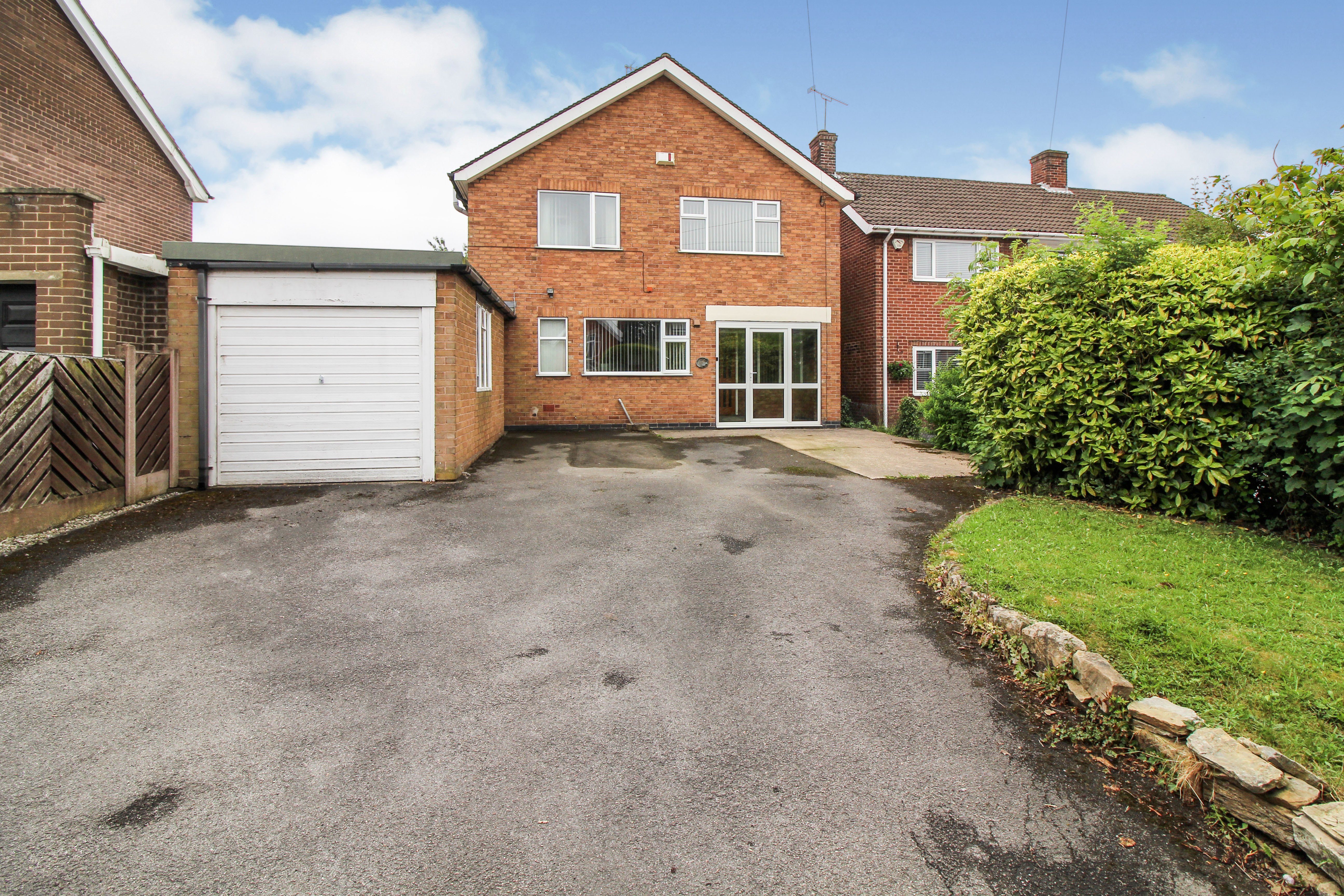 3 bedroom detached house for sale in Ralph Road, Staveley, S43 3PY