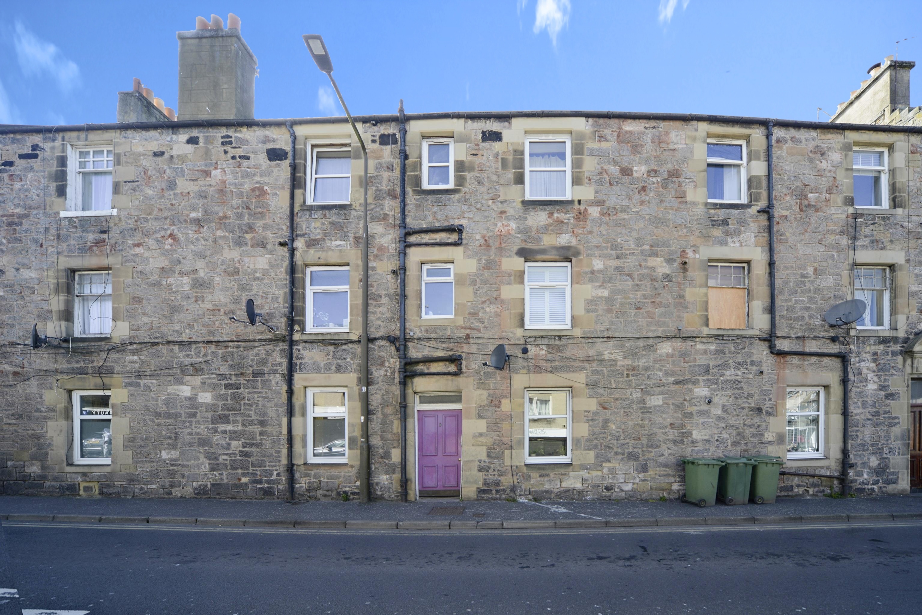 2 bedroom ground floor flat for sale in Newbigging, Musselburgh, EH21 7AJ