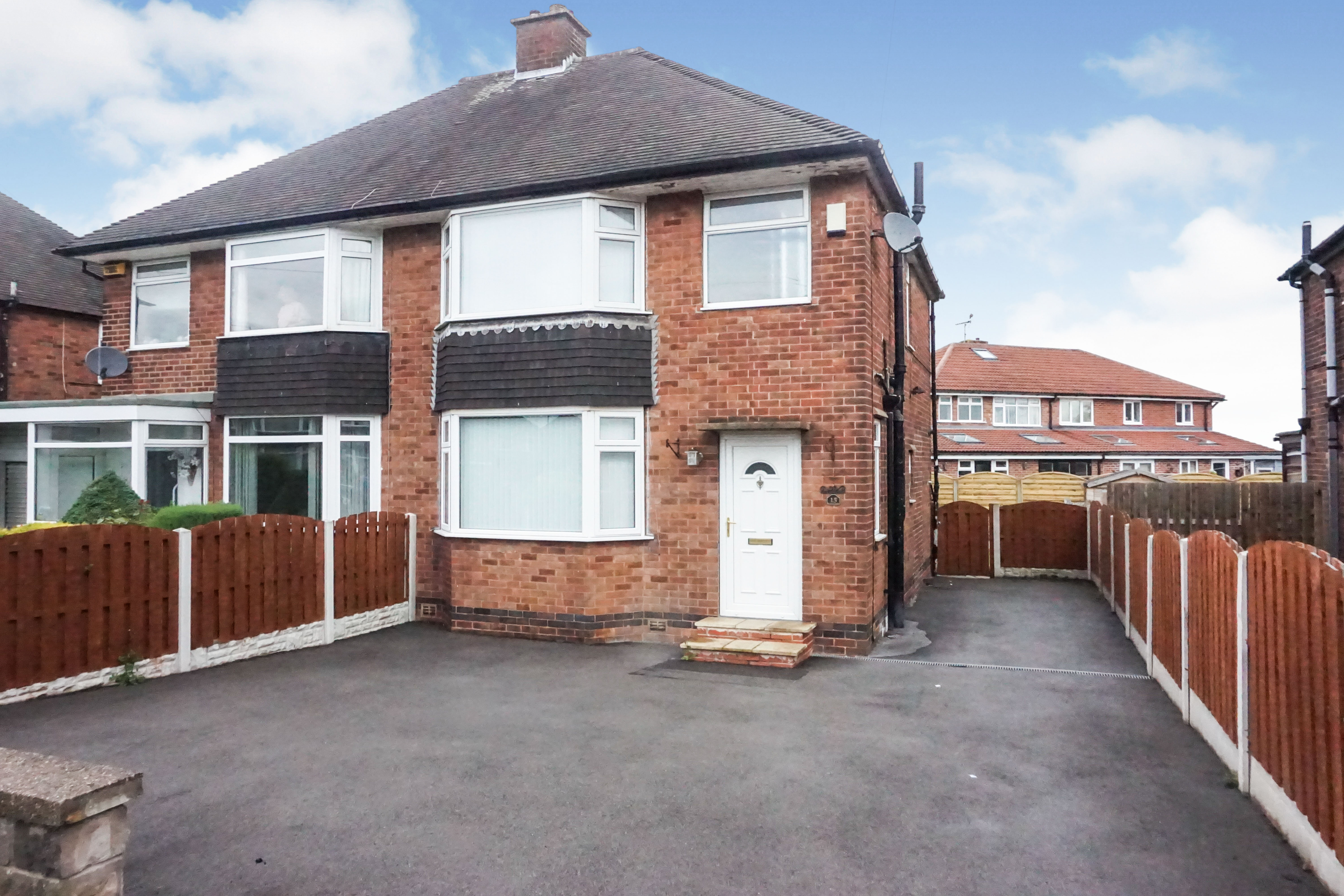 3 bedroom semi-detached house for sale in Charnock View Road, Sheffield ...