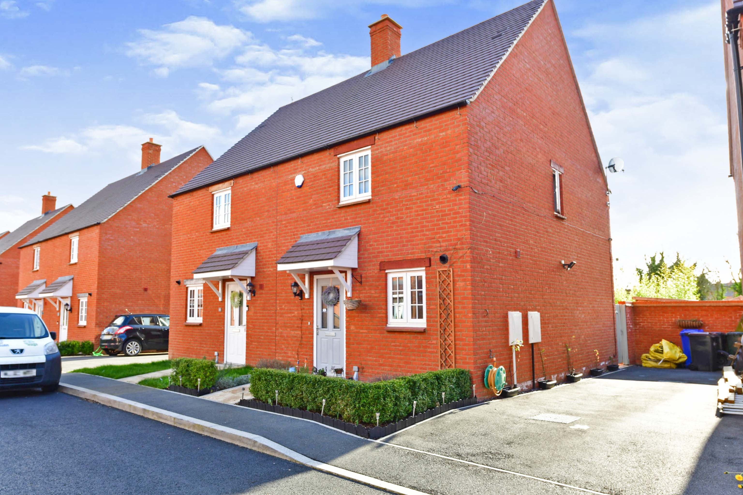 3 bedroom semi-detached house for sale in Simplex Way, Roade, NN7 2QR