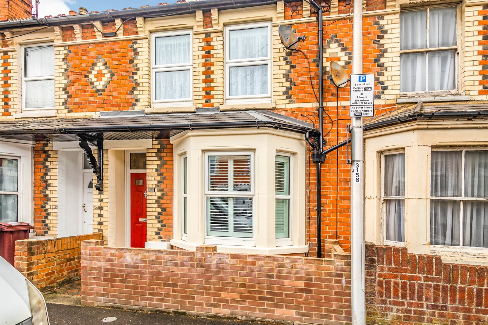 3 bedroom terraced house for sale in Catherine Street, Reading, RG30 1DG