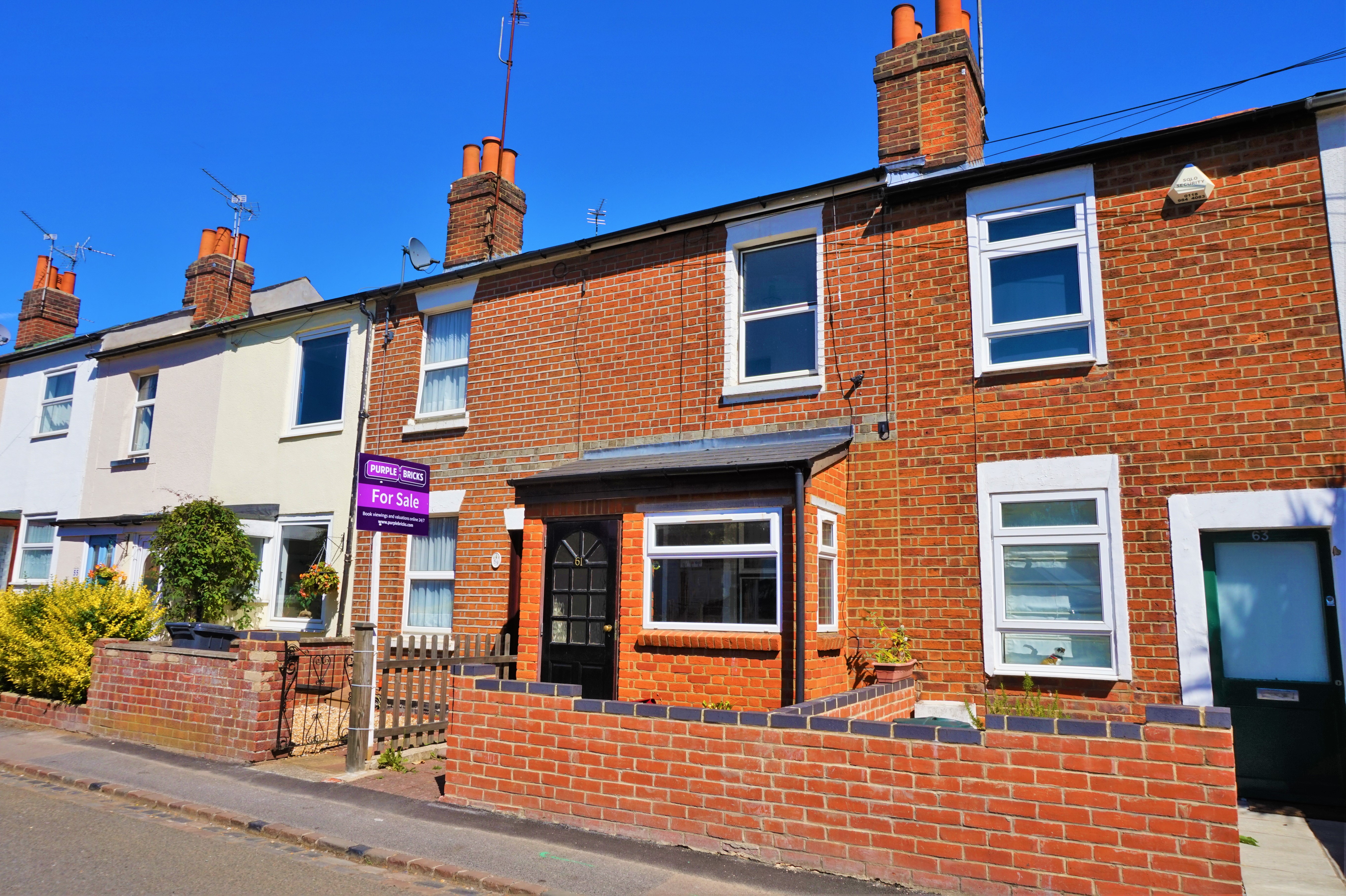 2 bedroom terraced house for sale in Western Road, Reading, RG1 6PD