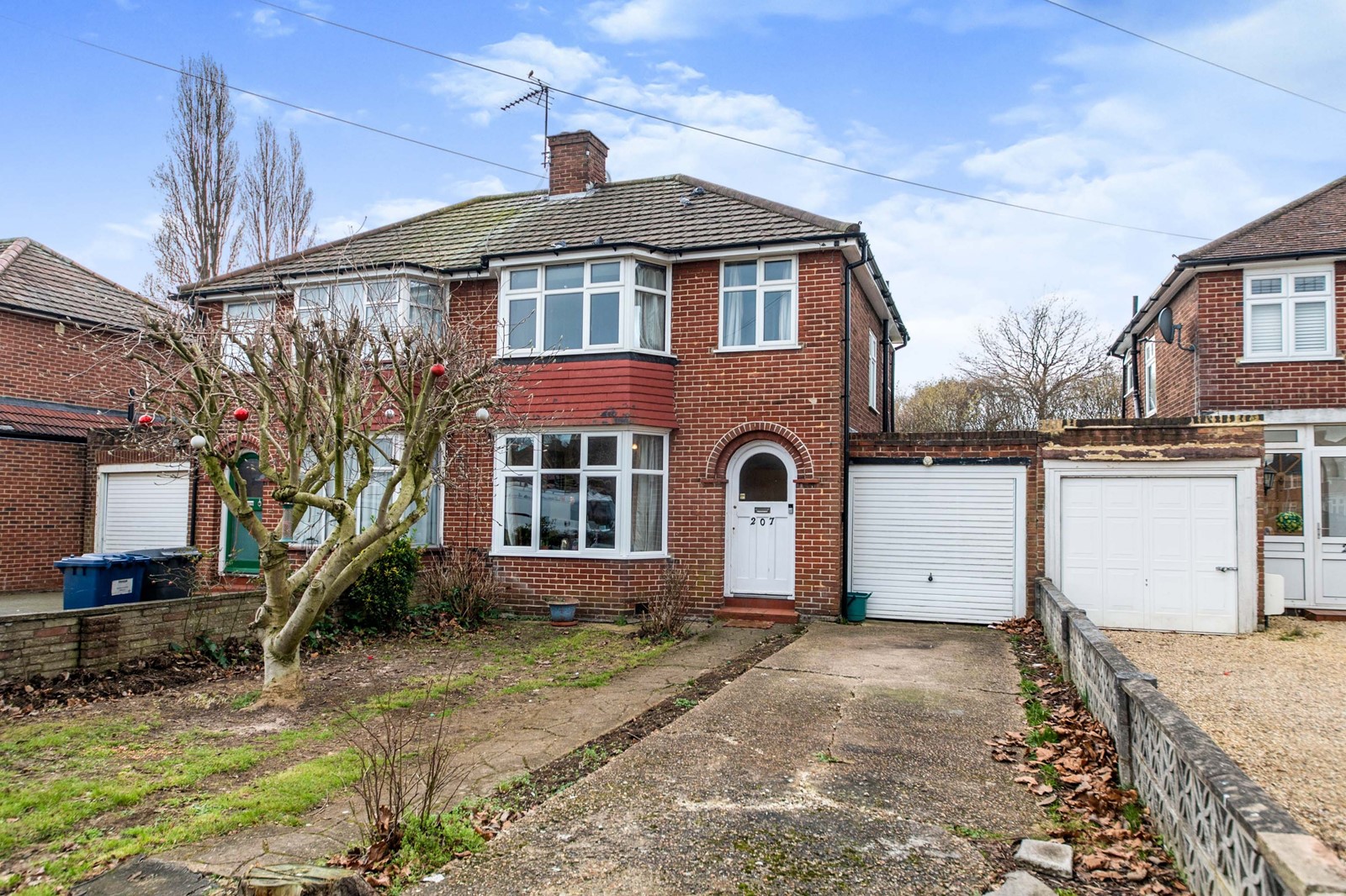 3 bedroom semi-detached house for sale in Booth Road, Colindale, NW9 5LD