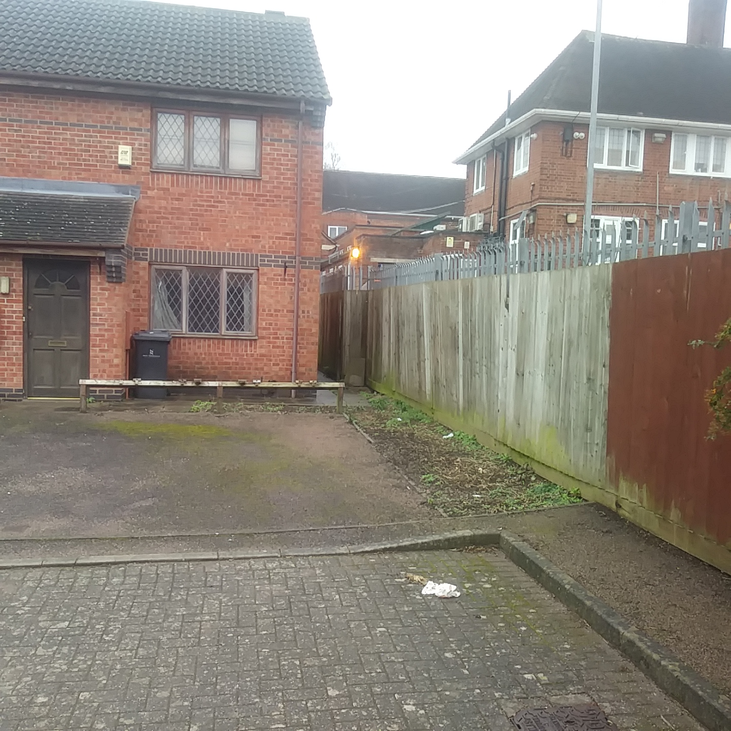 2 bedroom semi-detached house for sale in Scott Court, Leicester, LE2 6EZ