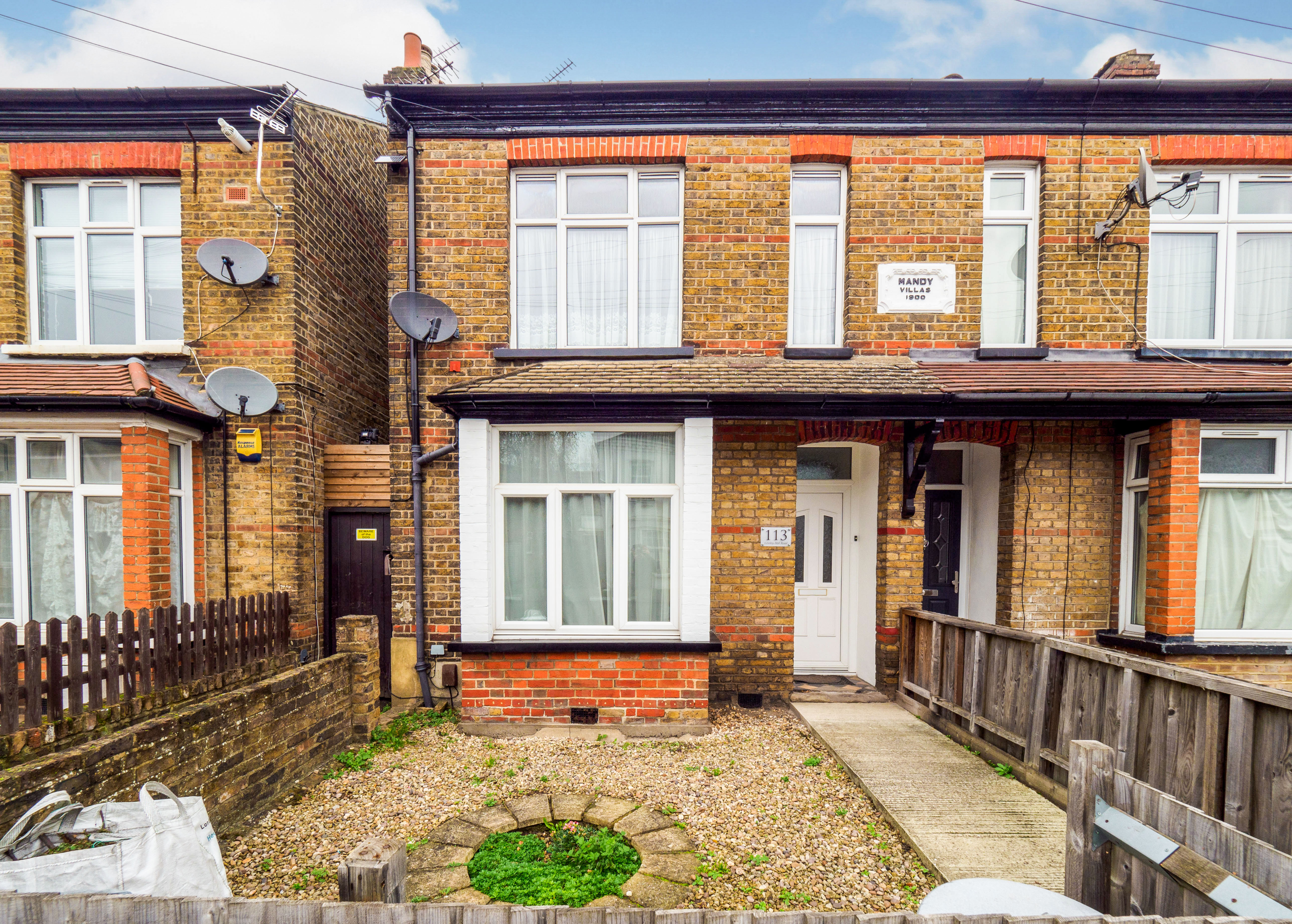 1 bedroom ground floor maisonette for sale in Cowley Mill Road ...