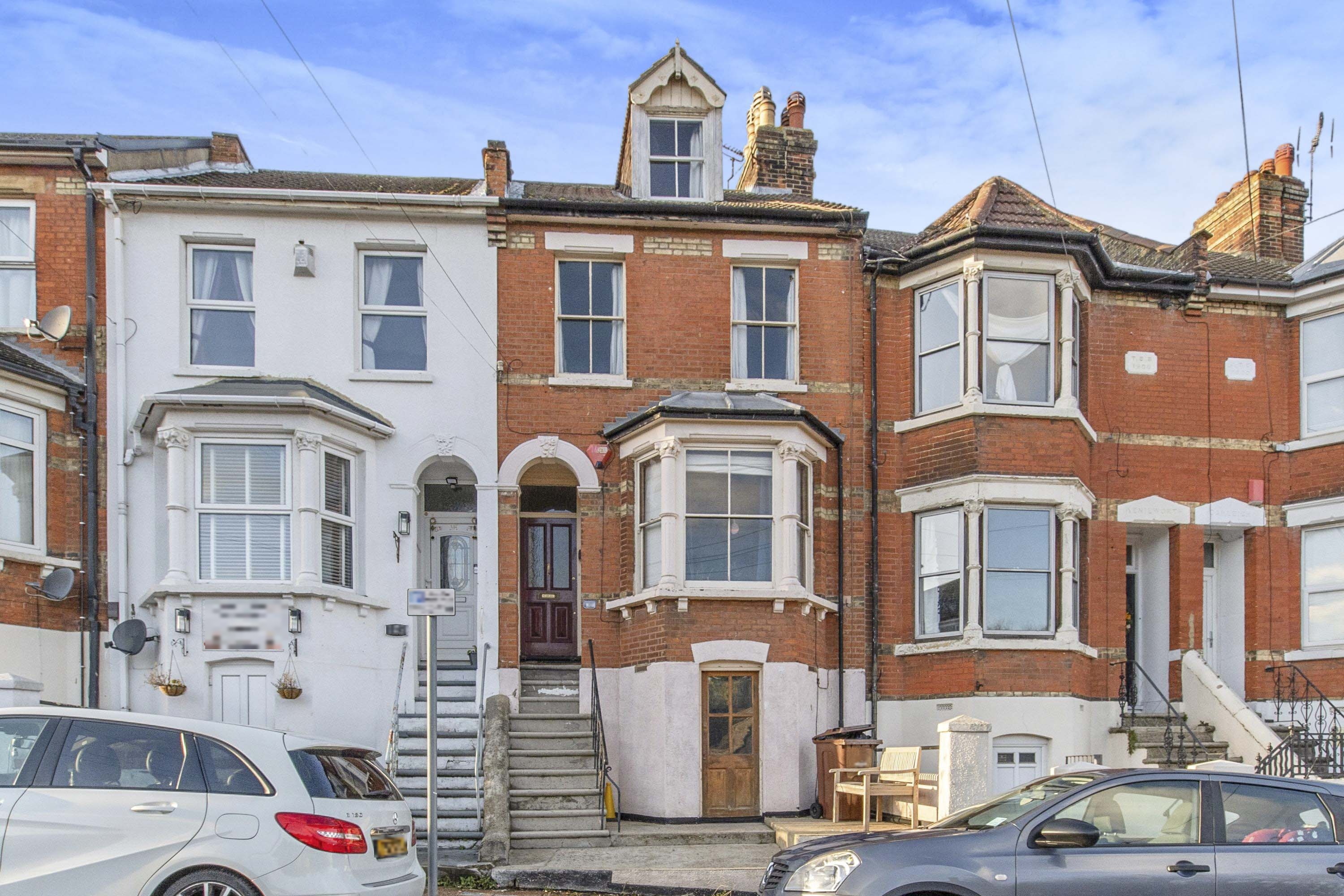 4 bedroom terraced house for sale in Rochester Street, Chatham, ME4 6RR