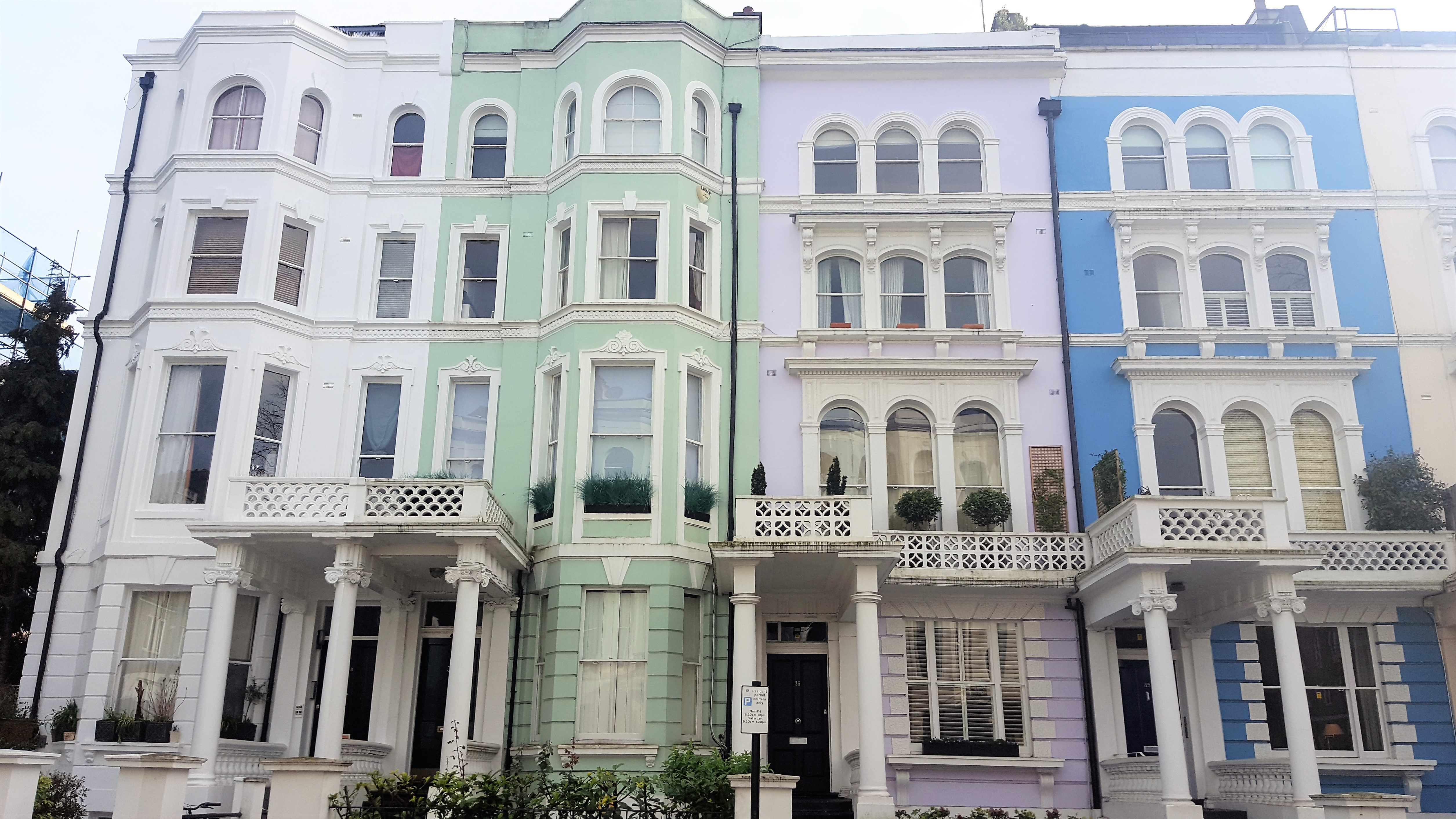 2 bedroom flat for sale in Colville Terrace, London, W11 2BU