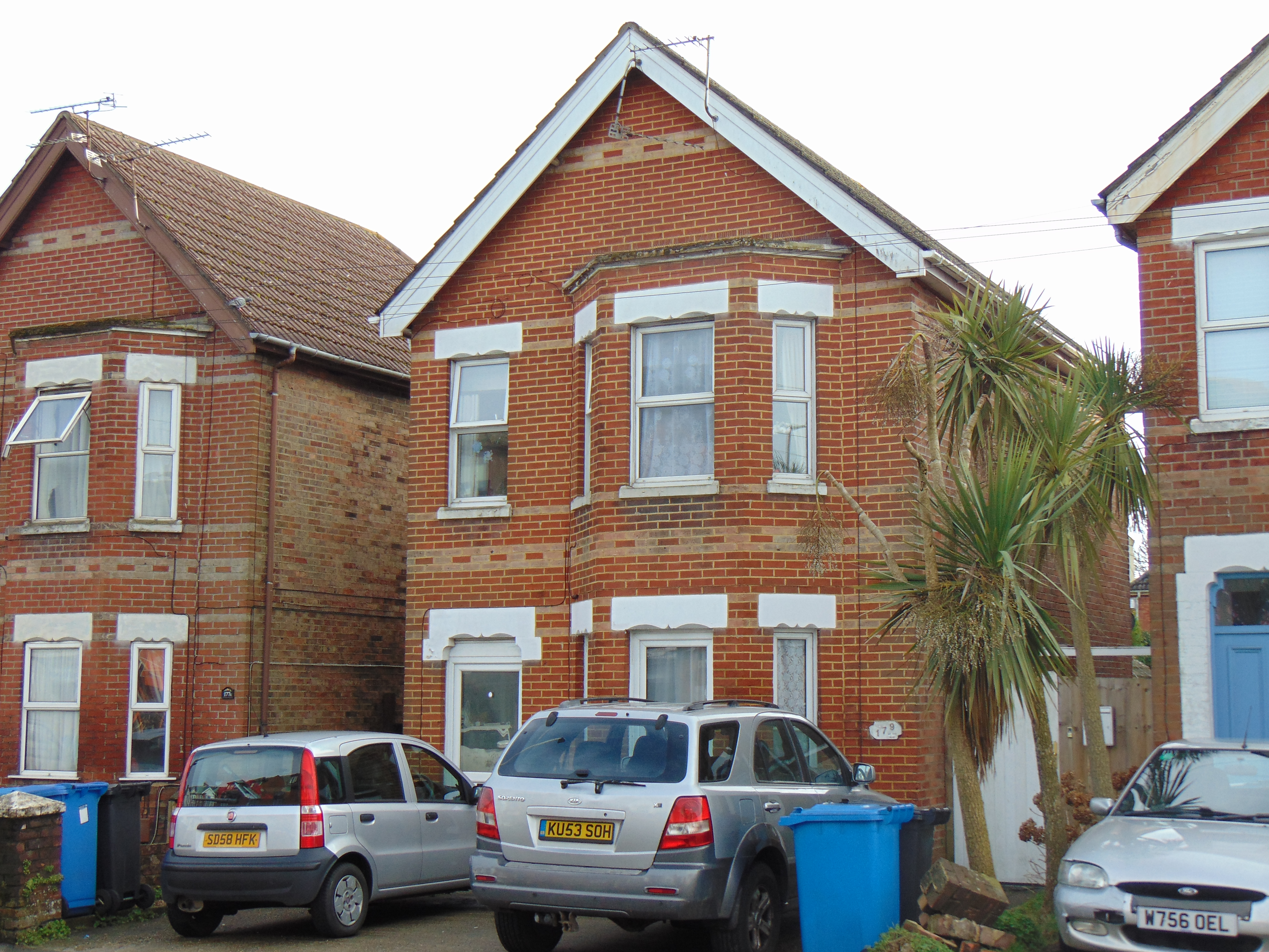 2 bedroom flat for sale in Ashley Road, Poole, BH14 9DL