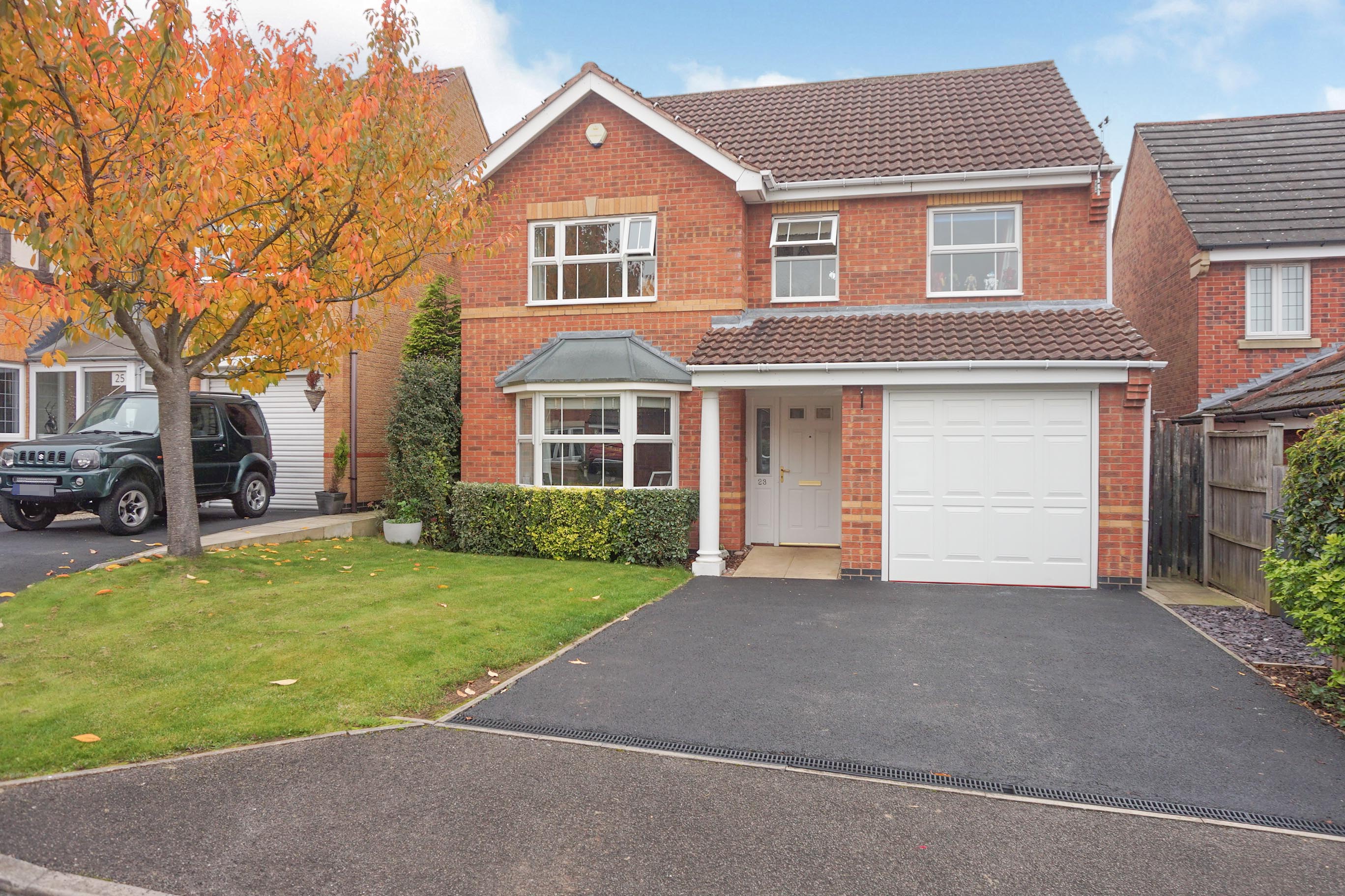 4 bedroom detached house for sale in Springwell Park Drive, Inkersall ...