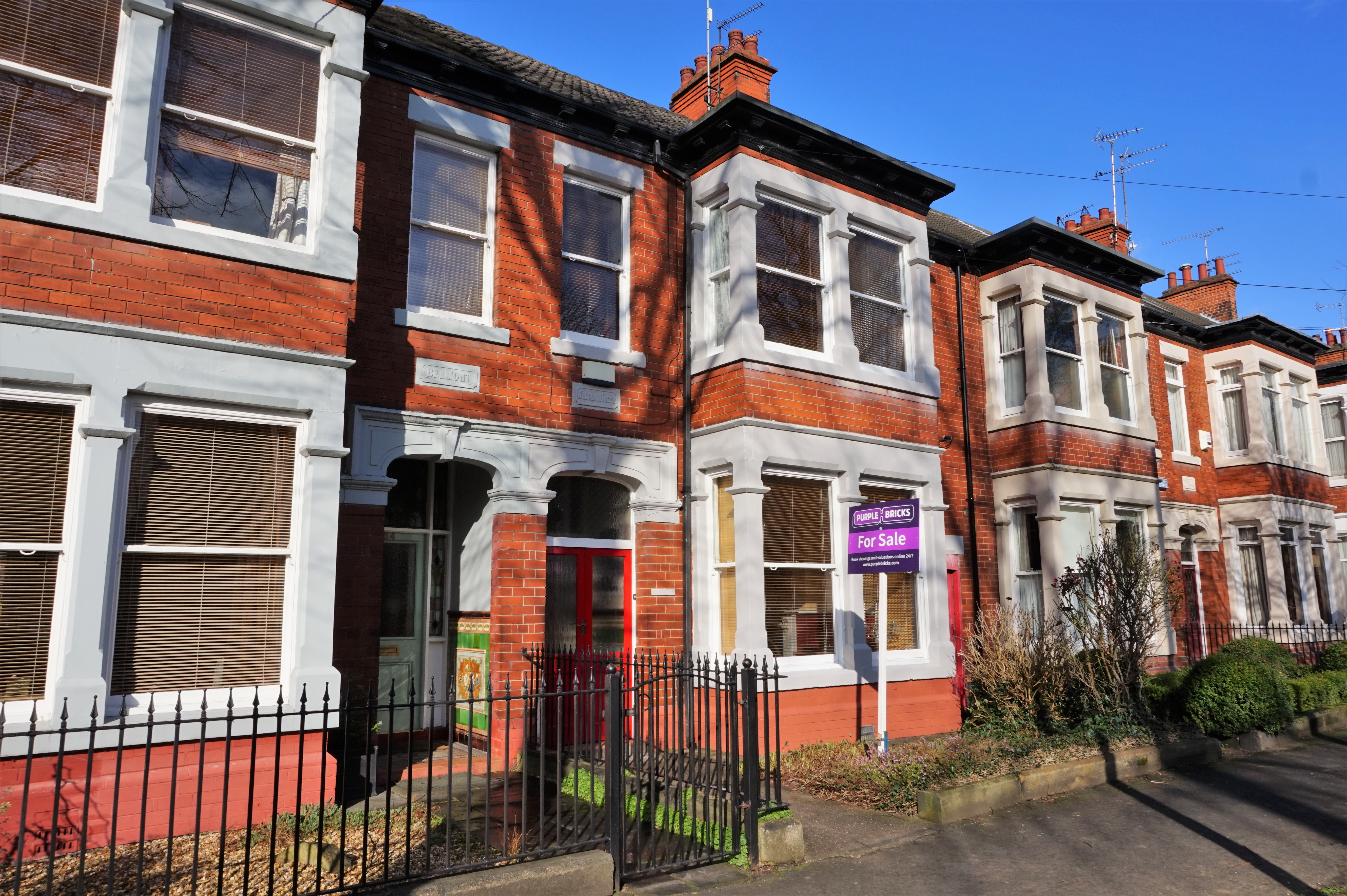 5 bedroom terraced house for sale in Marlborough Avenue, Hull, HU5 3JT