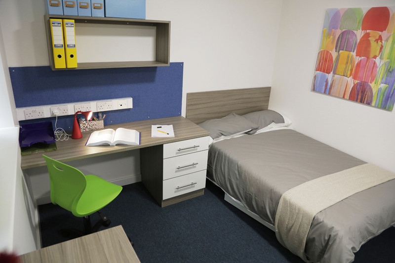 flat for sale in Bridge Road, Birmingham, B8 3TE