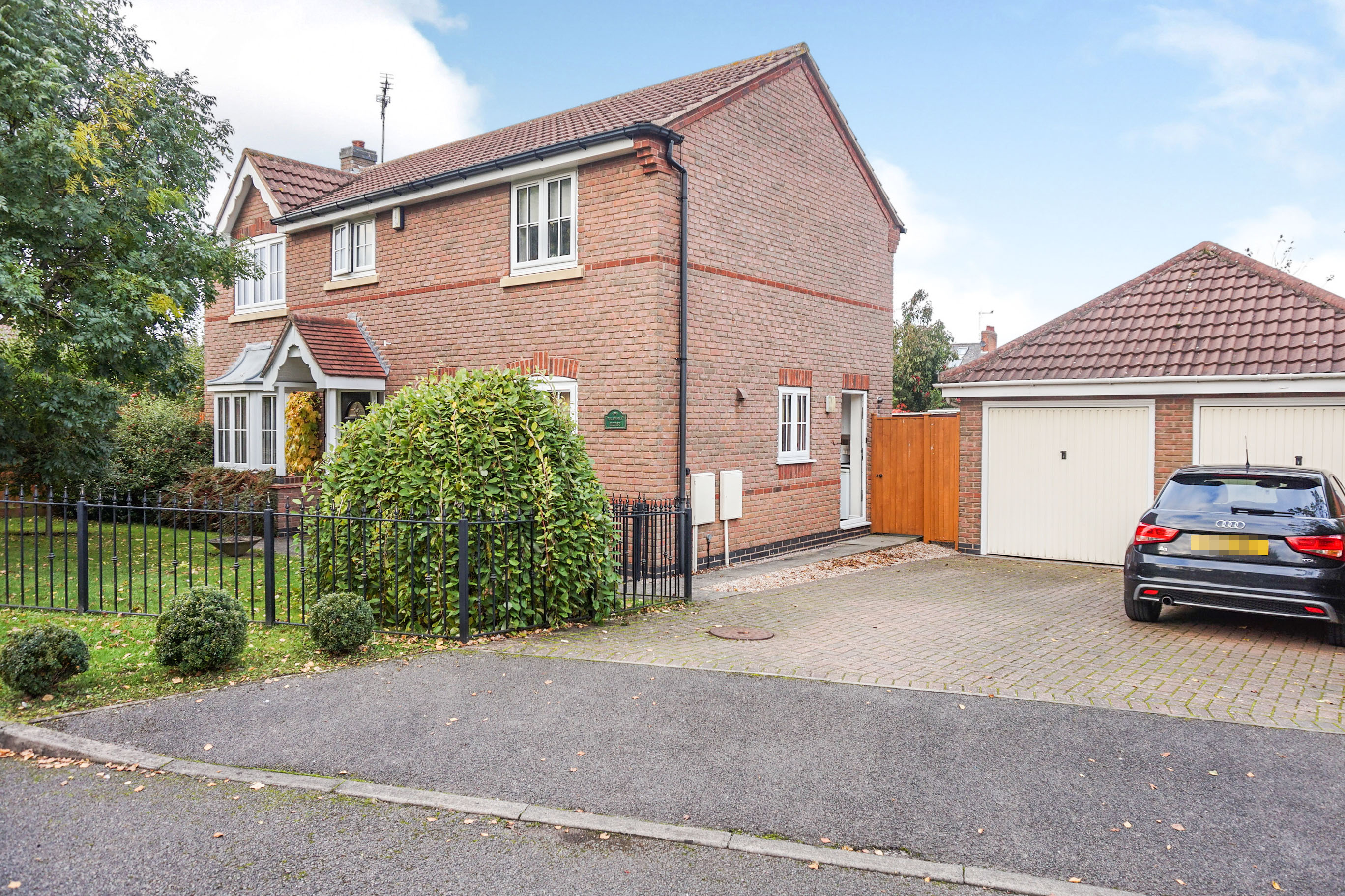 4 bedroom detached house for sale in Croft View, Clowne, Chesterfield ...