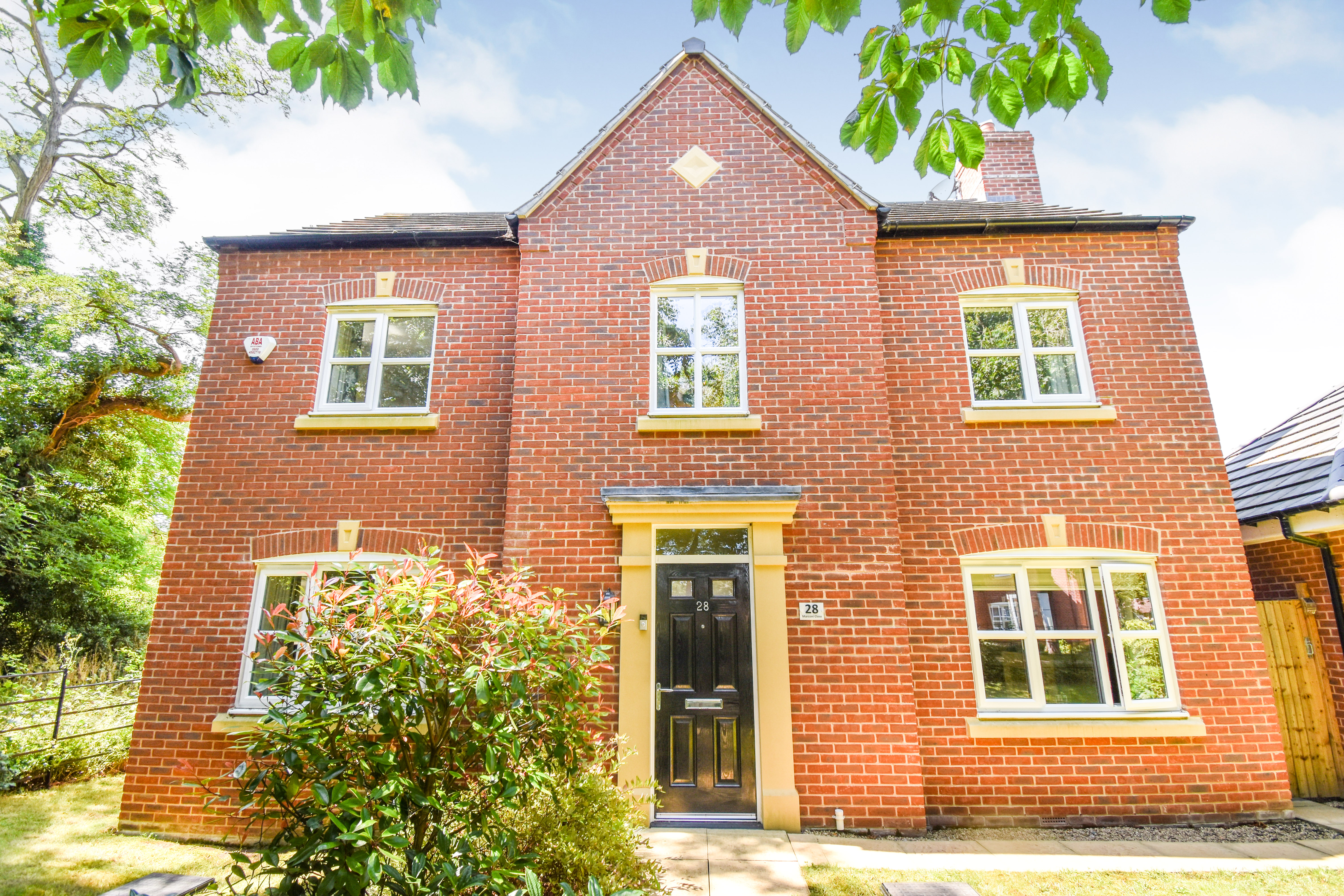 4 bedroom detached house for sale in Marconi Close, Coventry, CV3 1QE