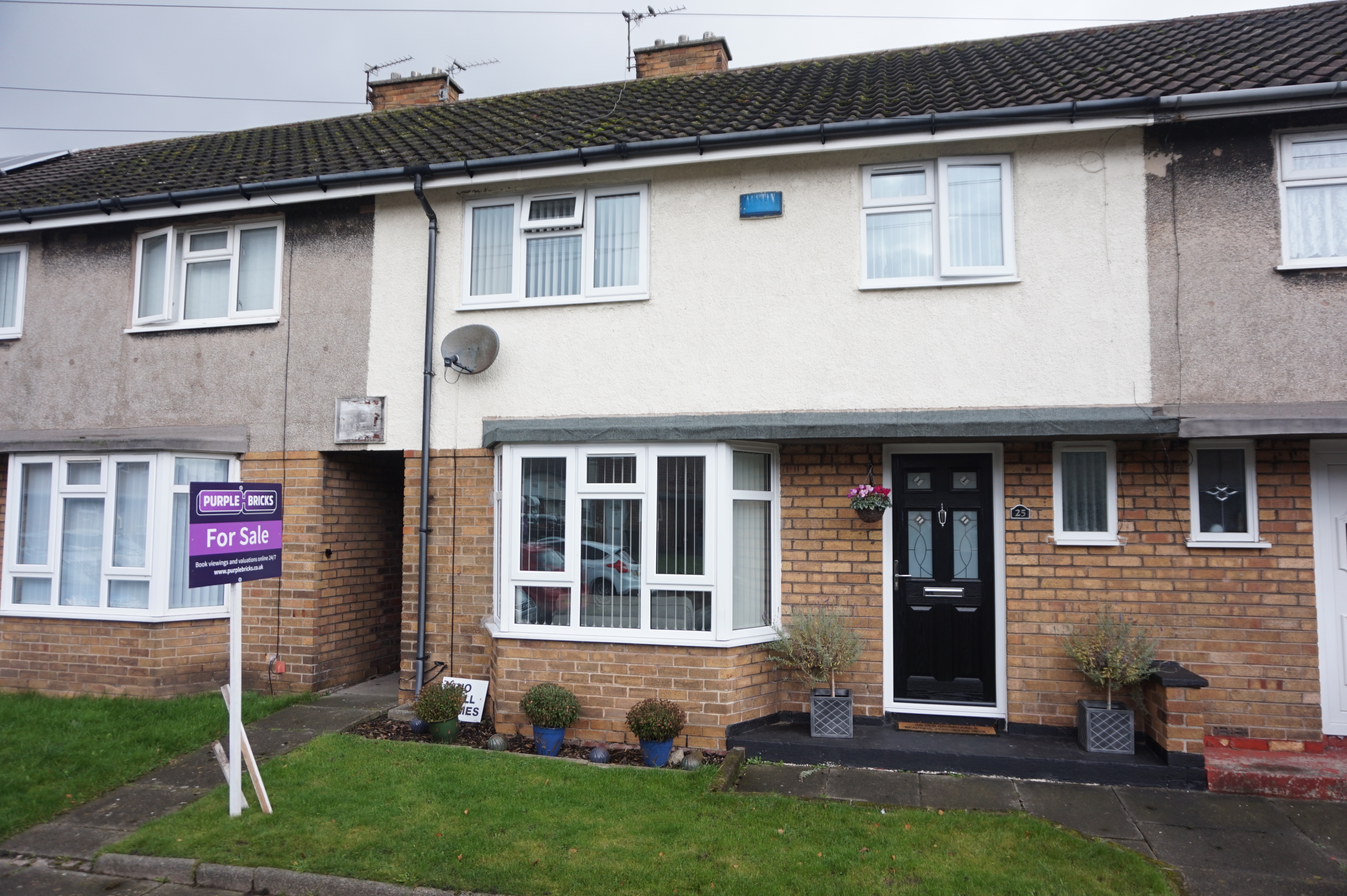 3 bedroom terraced house for sale in Stile Hey, Thornton, L23 9US