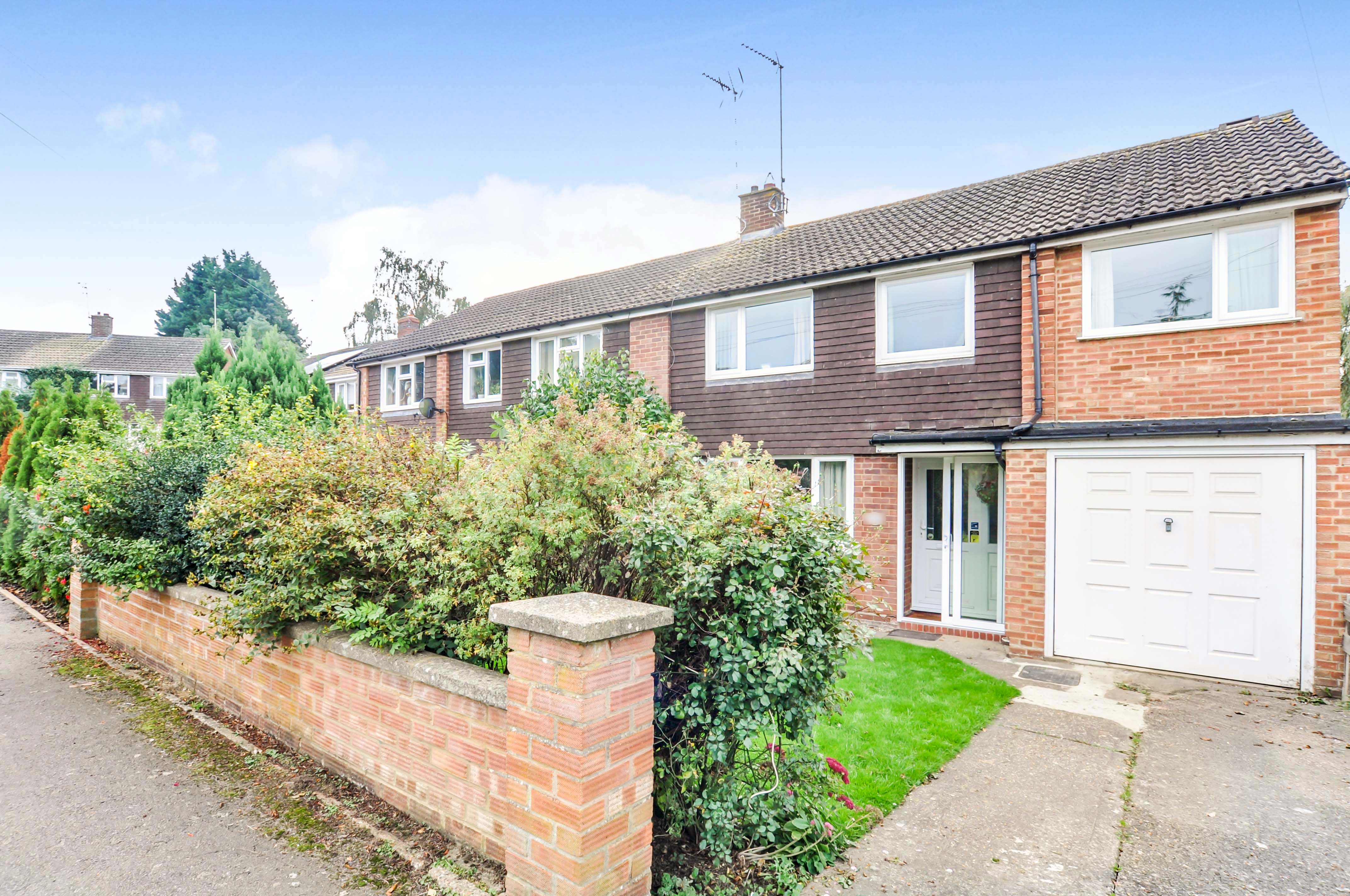 4 bedroom semi-detached house for sale in Jenkinson Road, Towcester ...