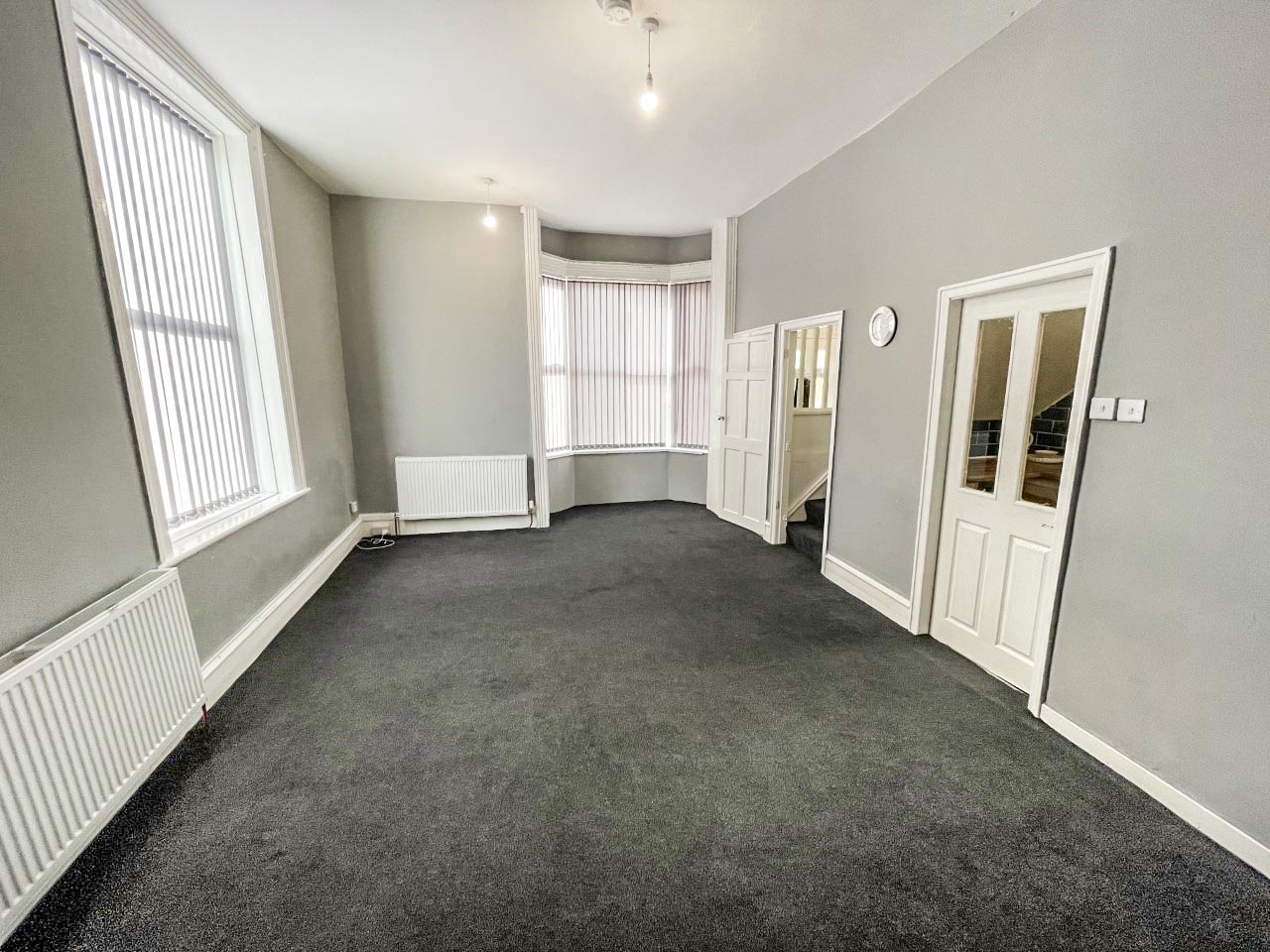 4 bedroom end of terrace house for sale in Halifax Old Road, Birkby ...