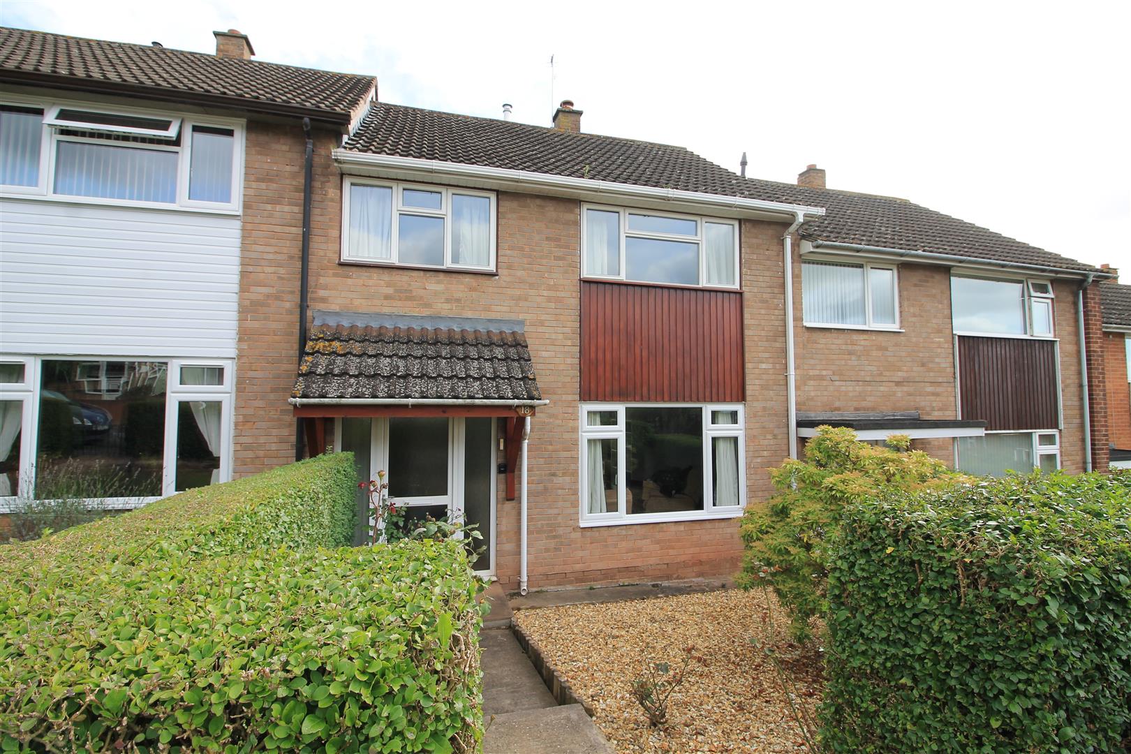 3 bedroom terraced house for sale in Garnstone Rise, Hereford, HR1 1PW