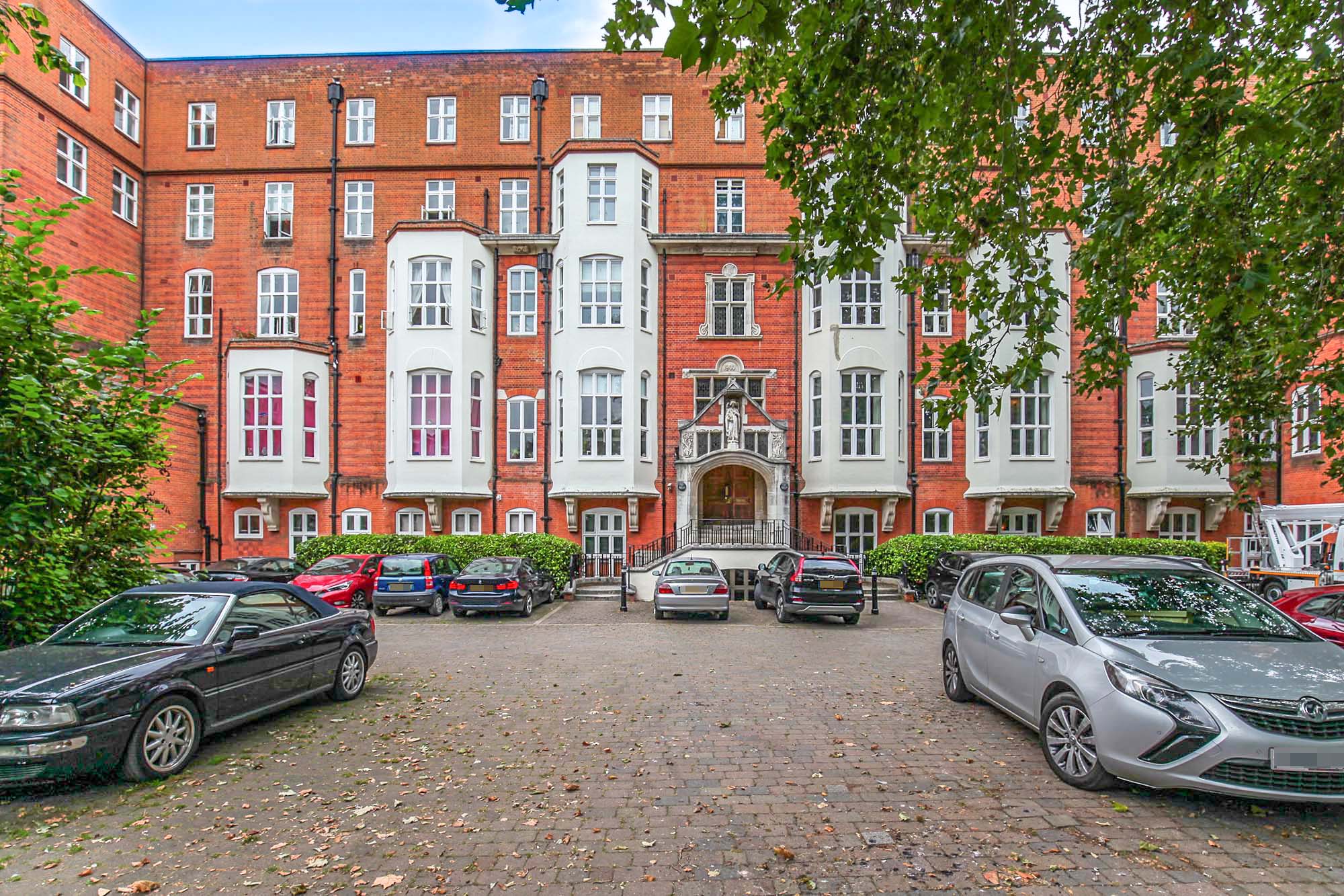 2 bedroom apartment for sale in 25 Cormont Road, London, SE5 9RH