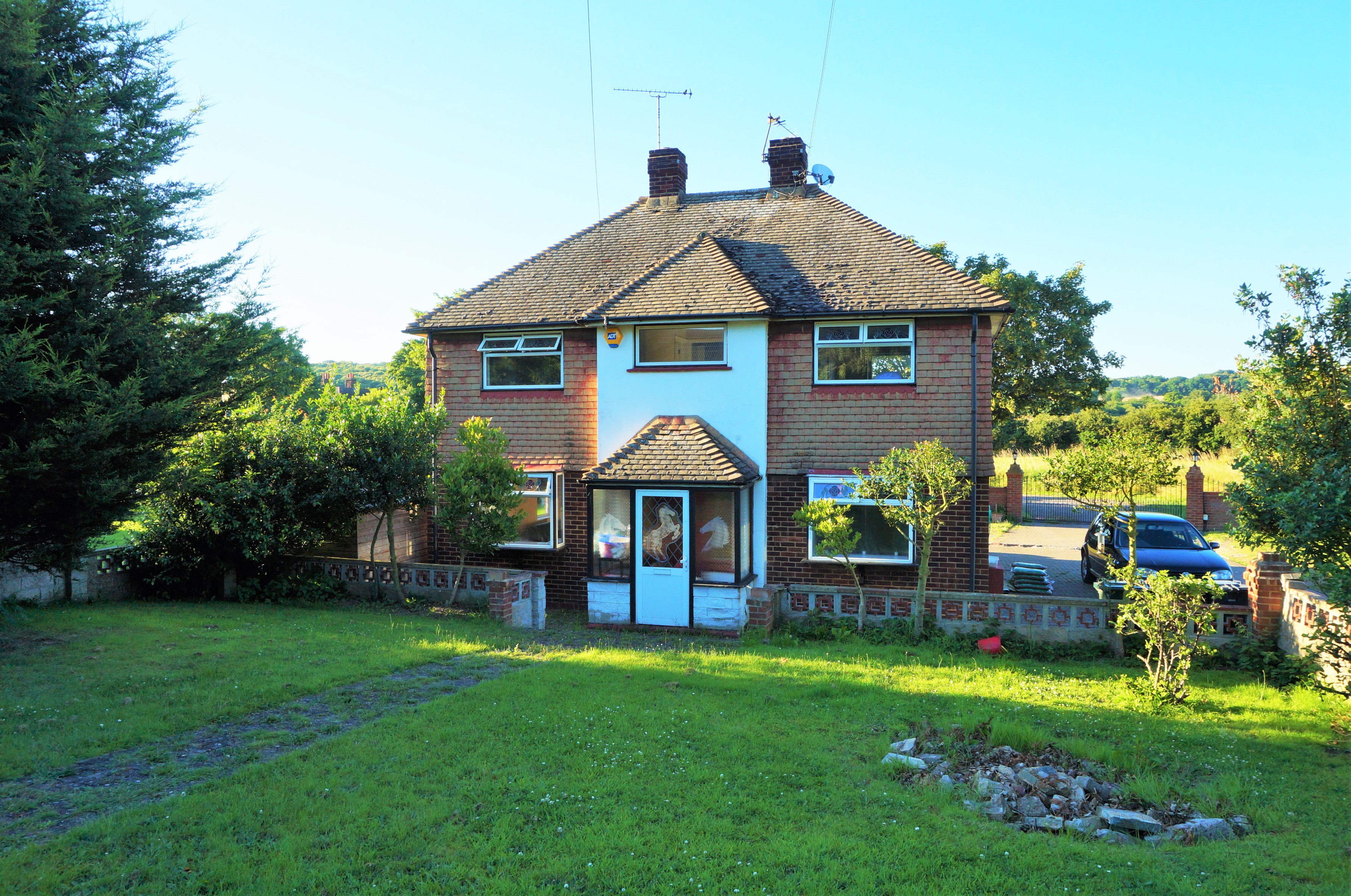 3 bedroom detached house for sale in Green Street Green Road, Dartford ...