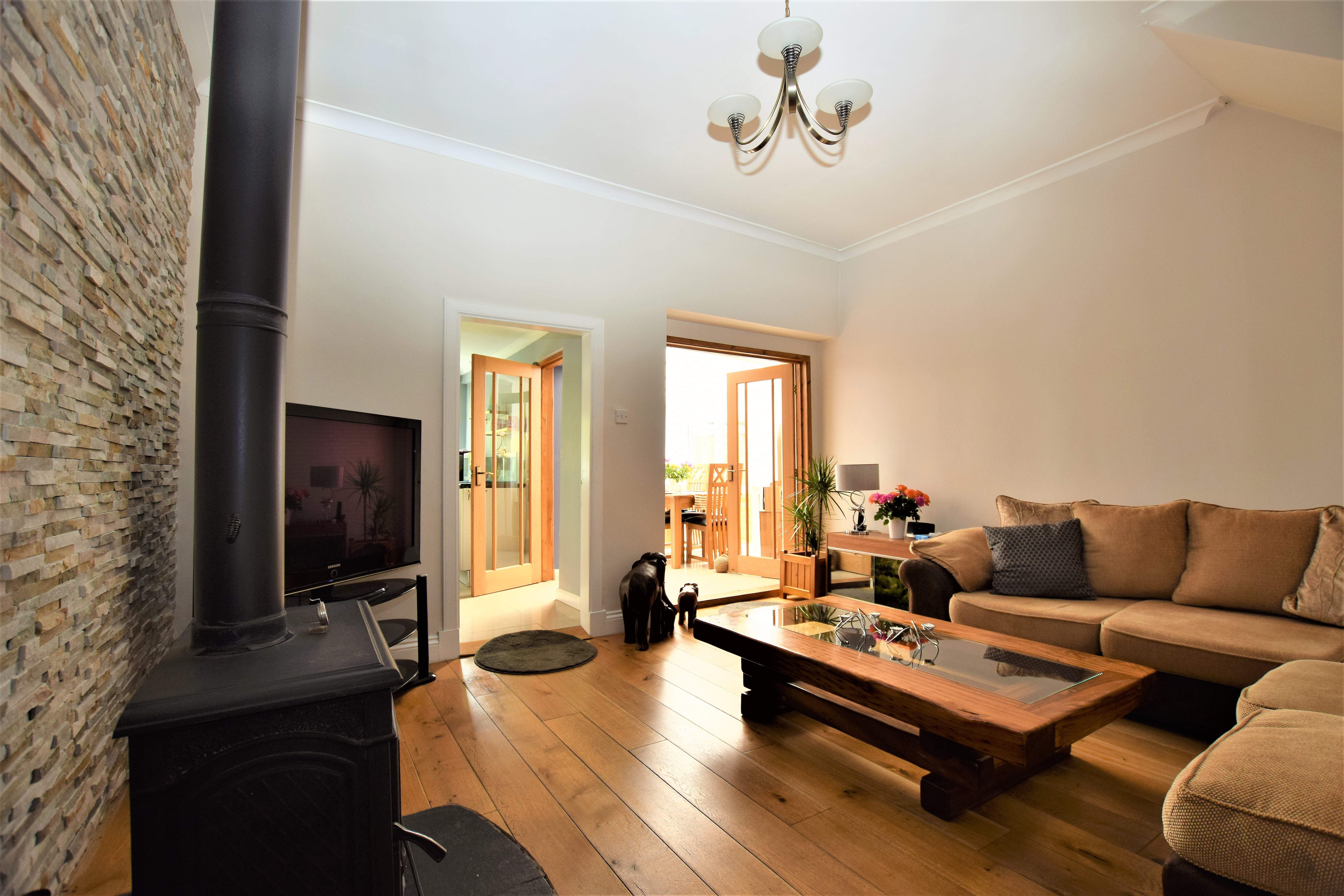 2 bedroom semi-detached house for sale in Carlisle Road, Larkhall, ML9 2TP