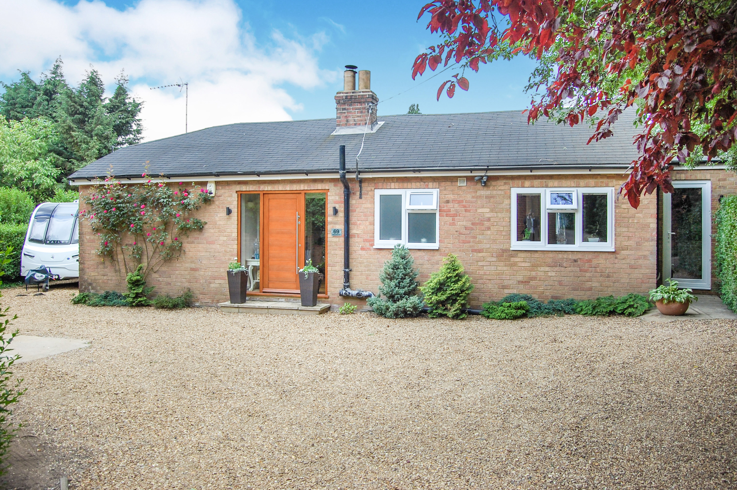 4 bedroom detached bungalow for sale in High Street, Collingtree ...