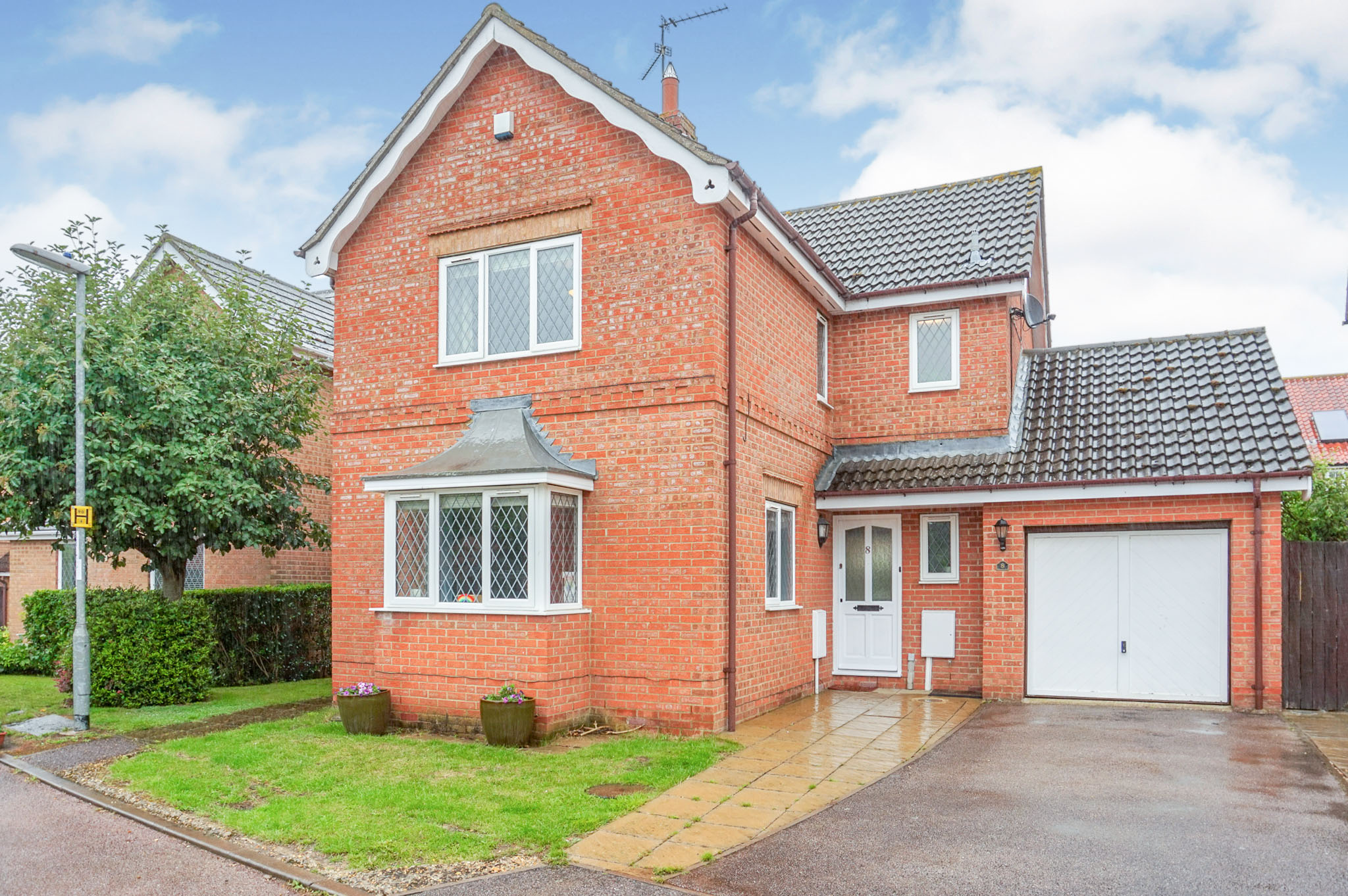 3 bedroom detached house for sale in Brooks Close, Burton Latimer ...
