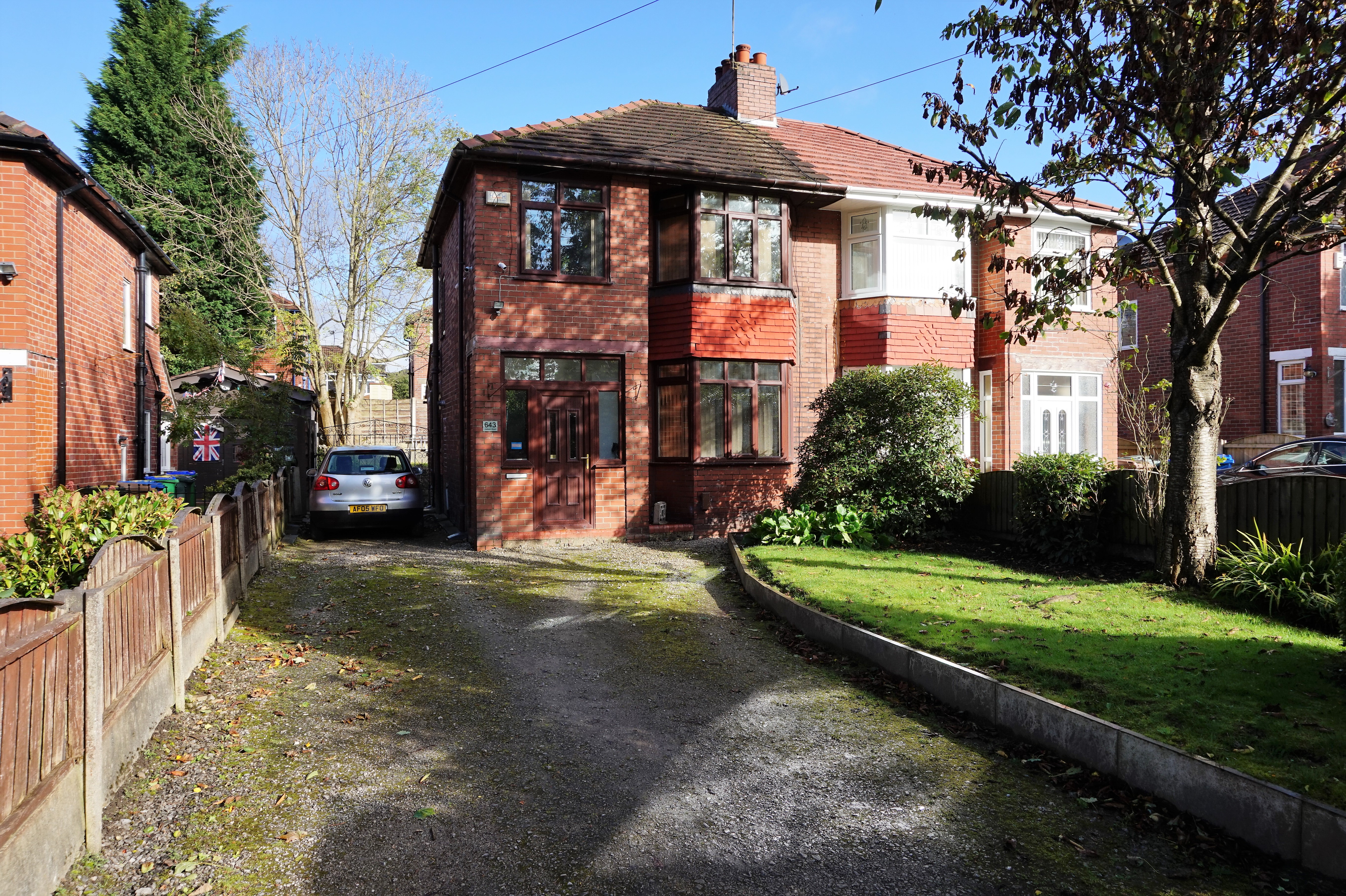 3 bedroom semi-detached house for sale in Oldham Road, Rochdale, OL16 4PA