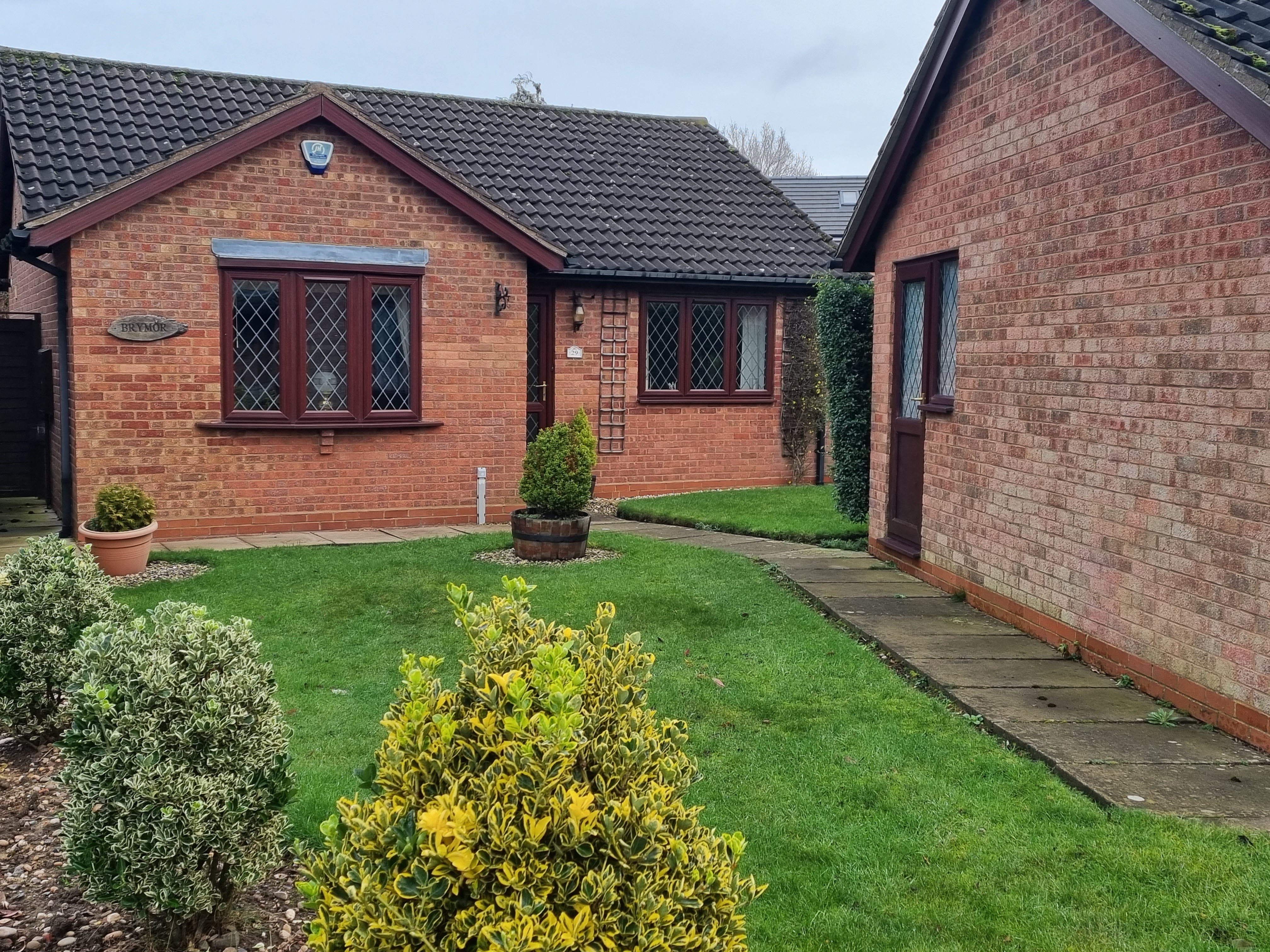 2 bedroom detached bungalow for sale in Highdown Crescent, Monkspath ...