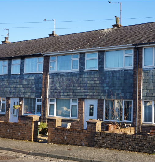 3 bedroom terraced house for sale in Bro Rhythallt, Llanrug, LL55 4AU
