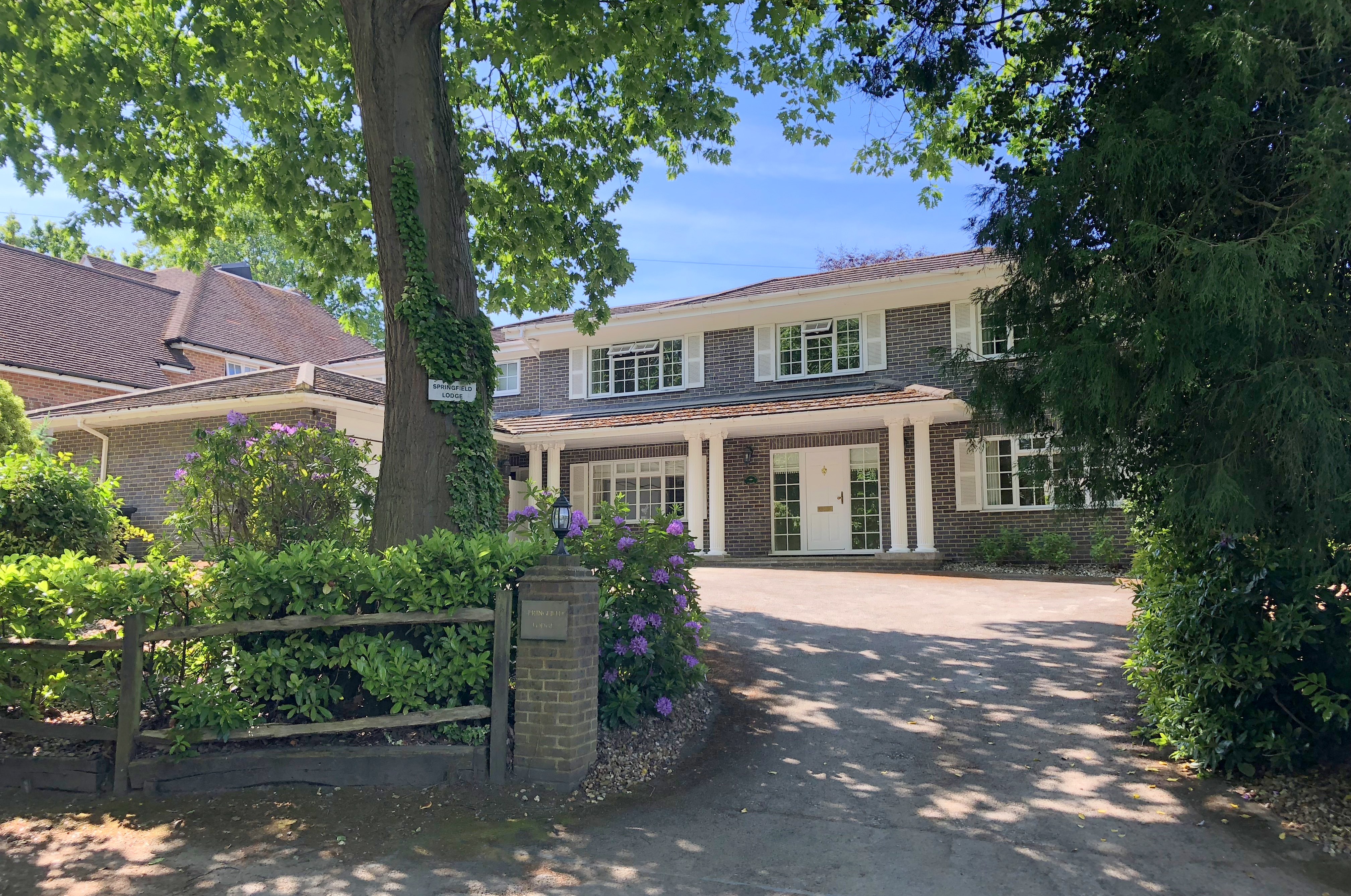 6 bedroom detached house for sale in Springfield Road, Camberley, GU15 1AE