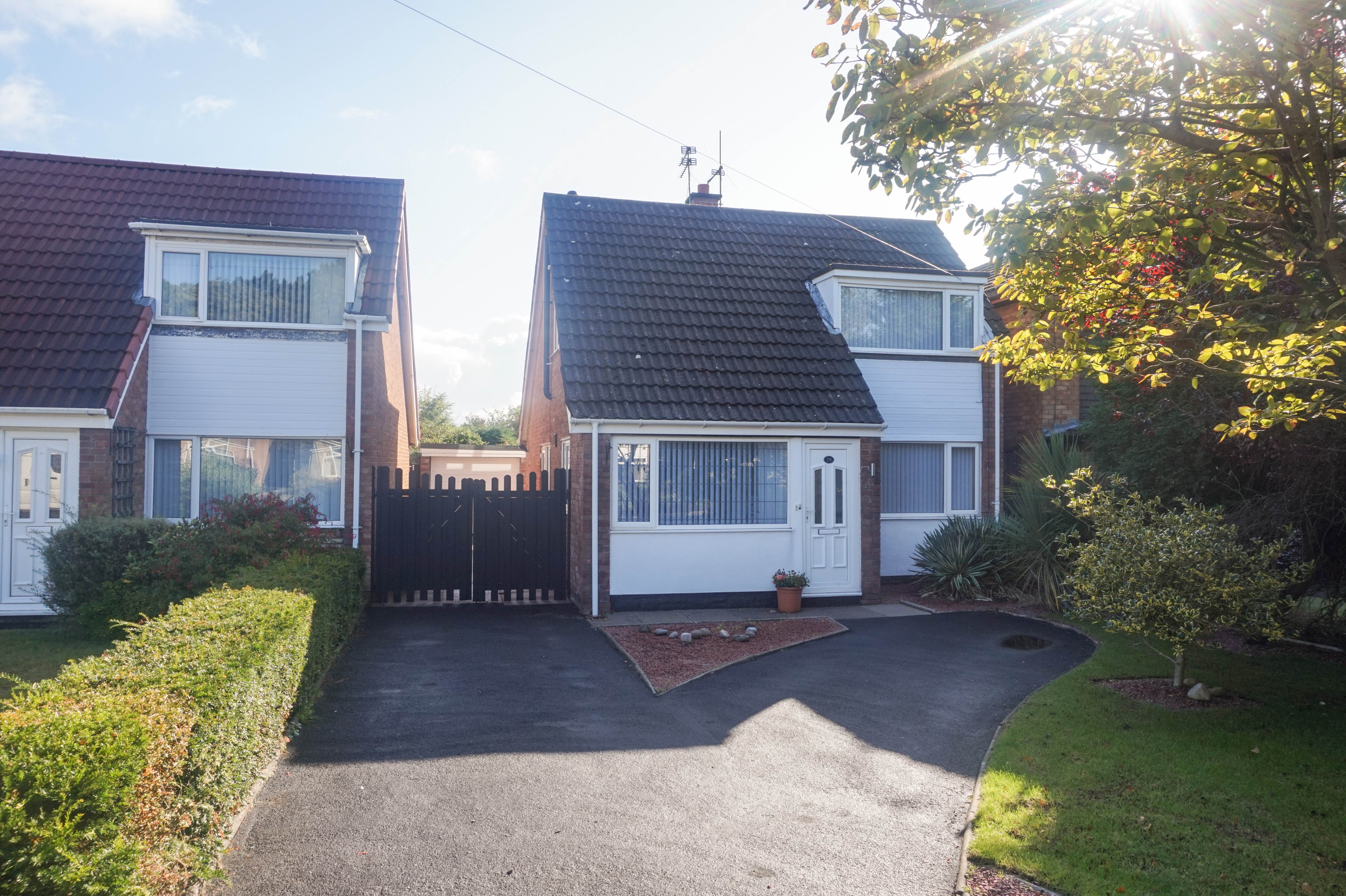 4 bedroom detached house for sale in Beechwood Drive, Formby, L37 2DJ