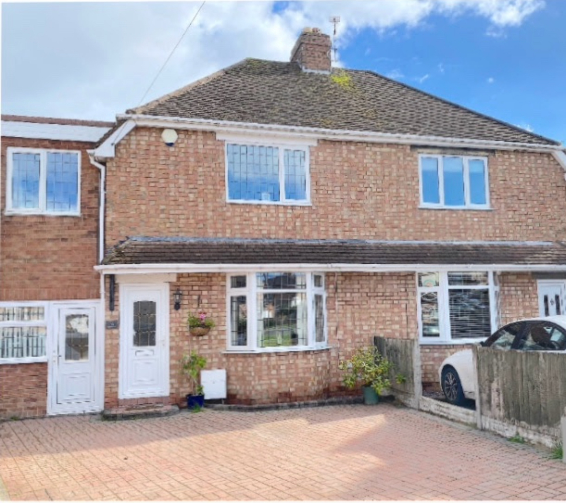 3 bedroom semi-detached house for sale in Alexander Road, Wolverhampton ...