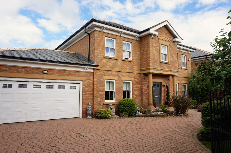 5 bedroom detached house for sale in Hardhorn Road, Poulton-le-fylde ...