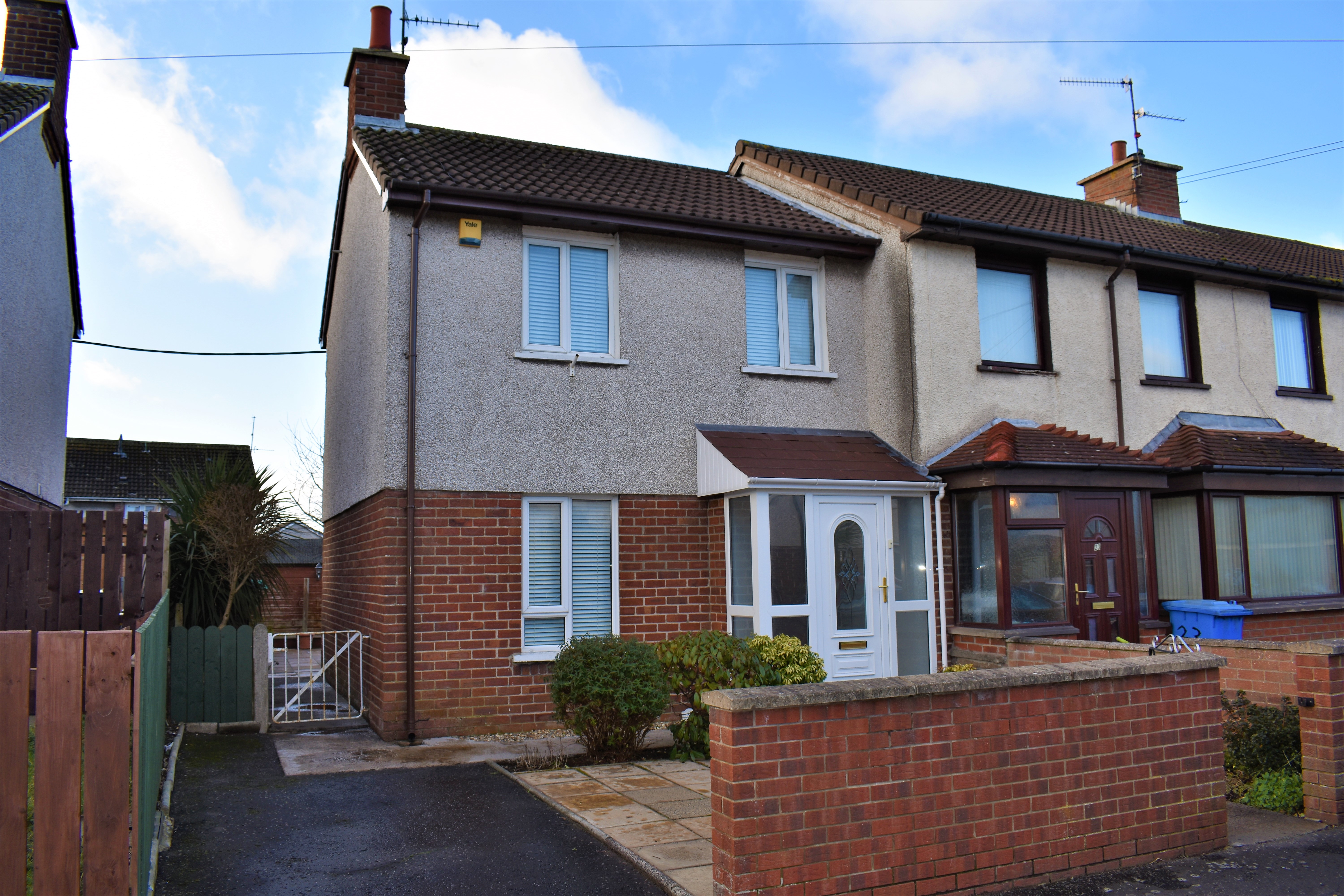 2 bedroom end of terrace house for sale in Windsor Avenue, Lisburn ...