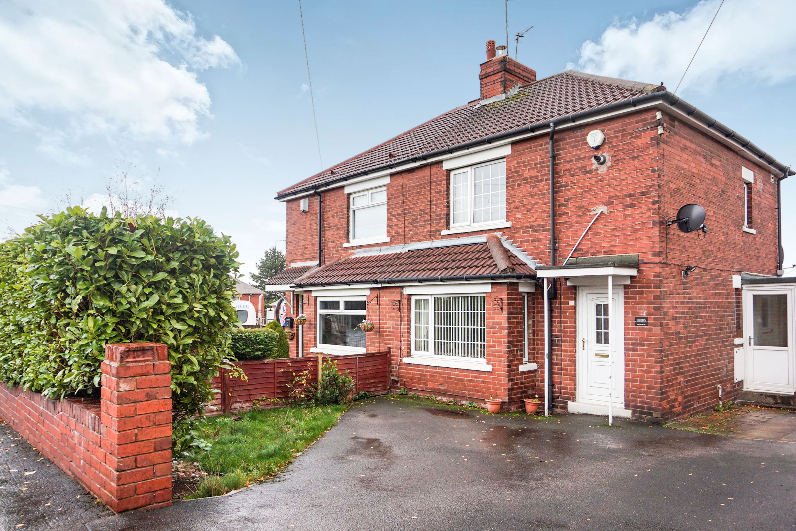 2 bedroom semi-detached house for sale in Bevin Crescent, Wakefield ...