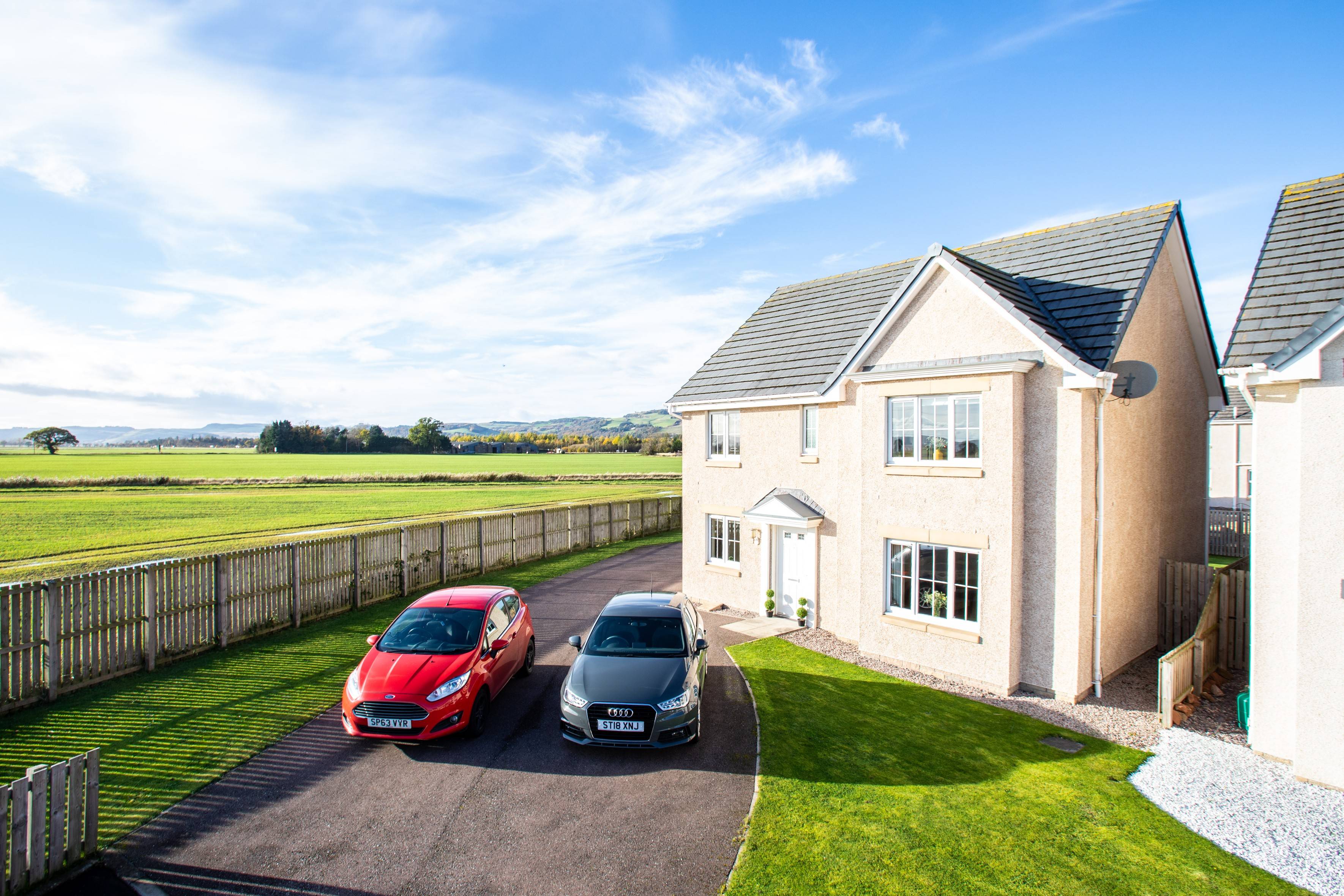 4 bedroom detached house for sale in Orchard Way, Inchture, PH14 9RU