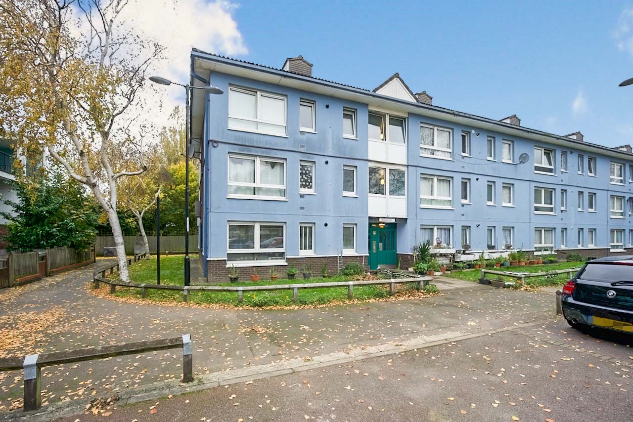 1 bedroom apartment for sale in Edward Street, London, SE8 5HJ